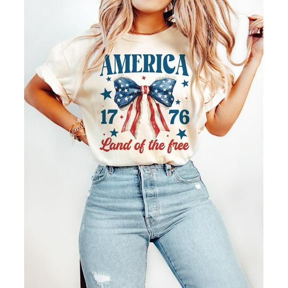 Coquette America 1776 T-shirt, Land of the Free, Bow Detail, Retro Flag ...