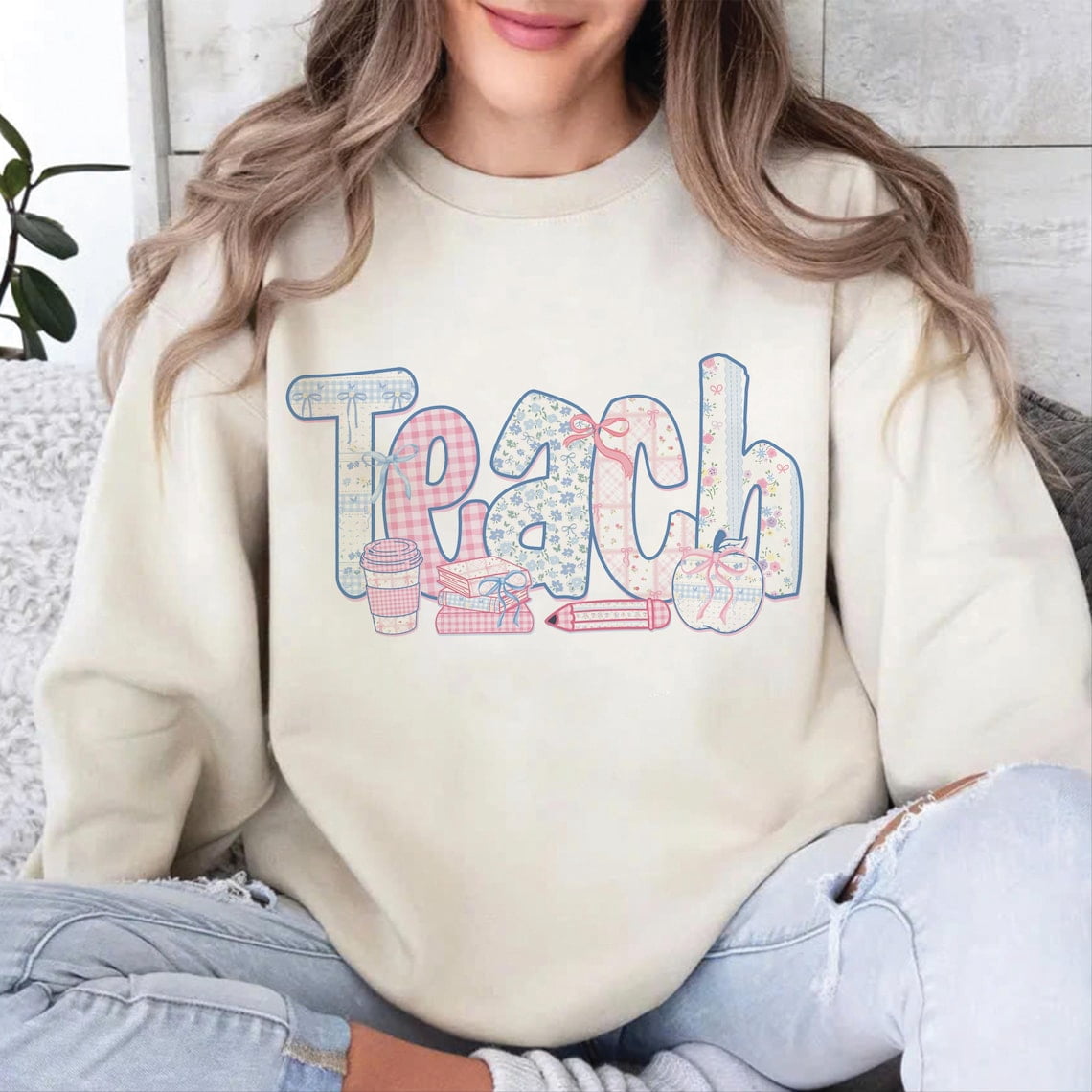 Coquette Floral Teacher Appreciation Sweatshirt - Walmart.com