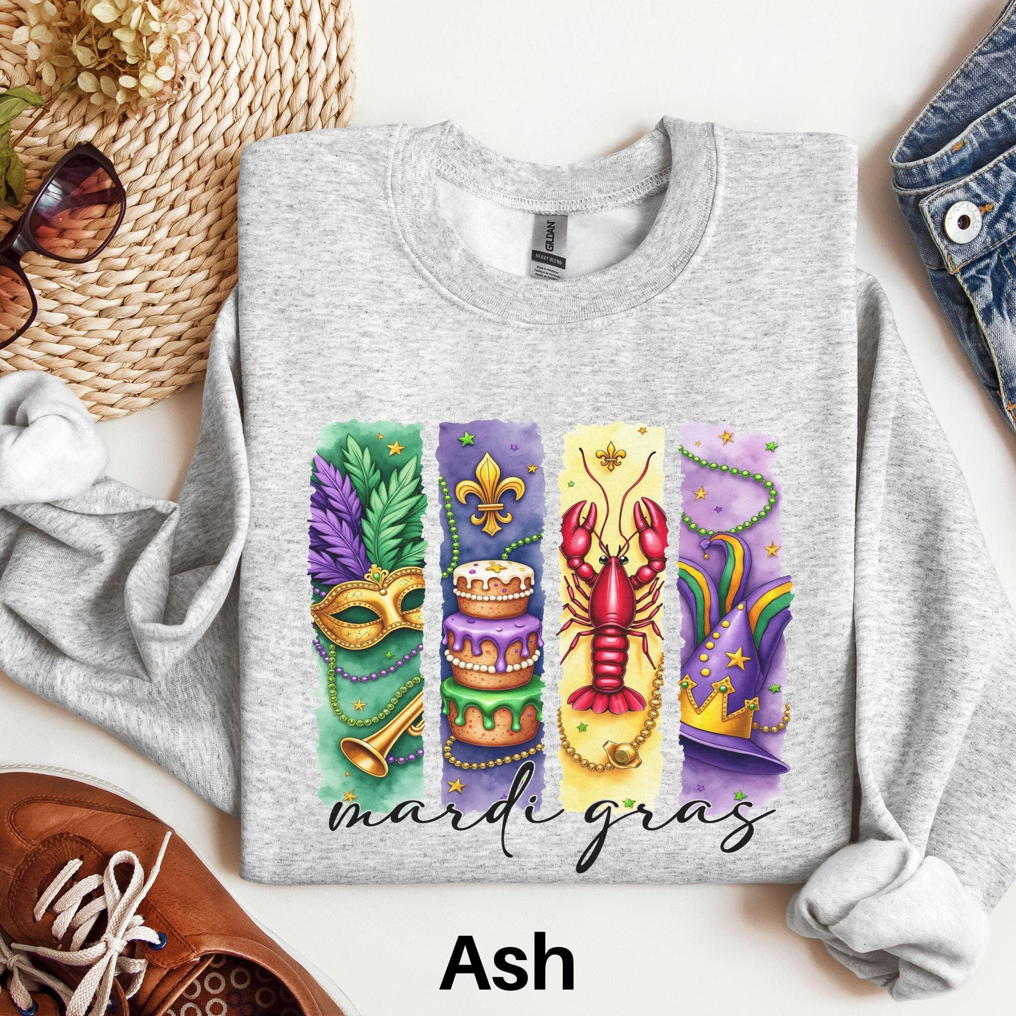 Coquette Mardi Gras Sweatshirt, Louisiana Crawfish King Cake Sweater ...
