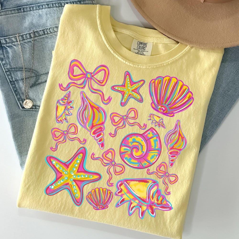 Coquette Seashell Clam Summer Shirt, Preppy Summer Vibes Shirt, Beach ...