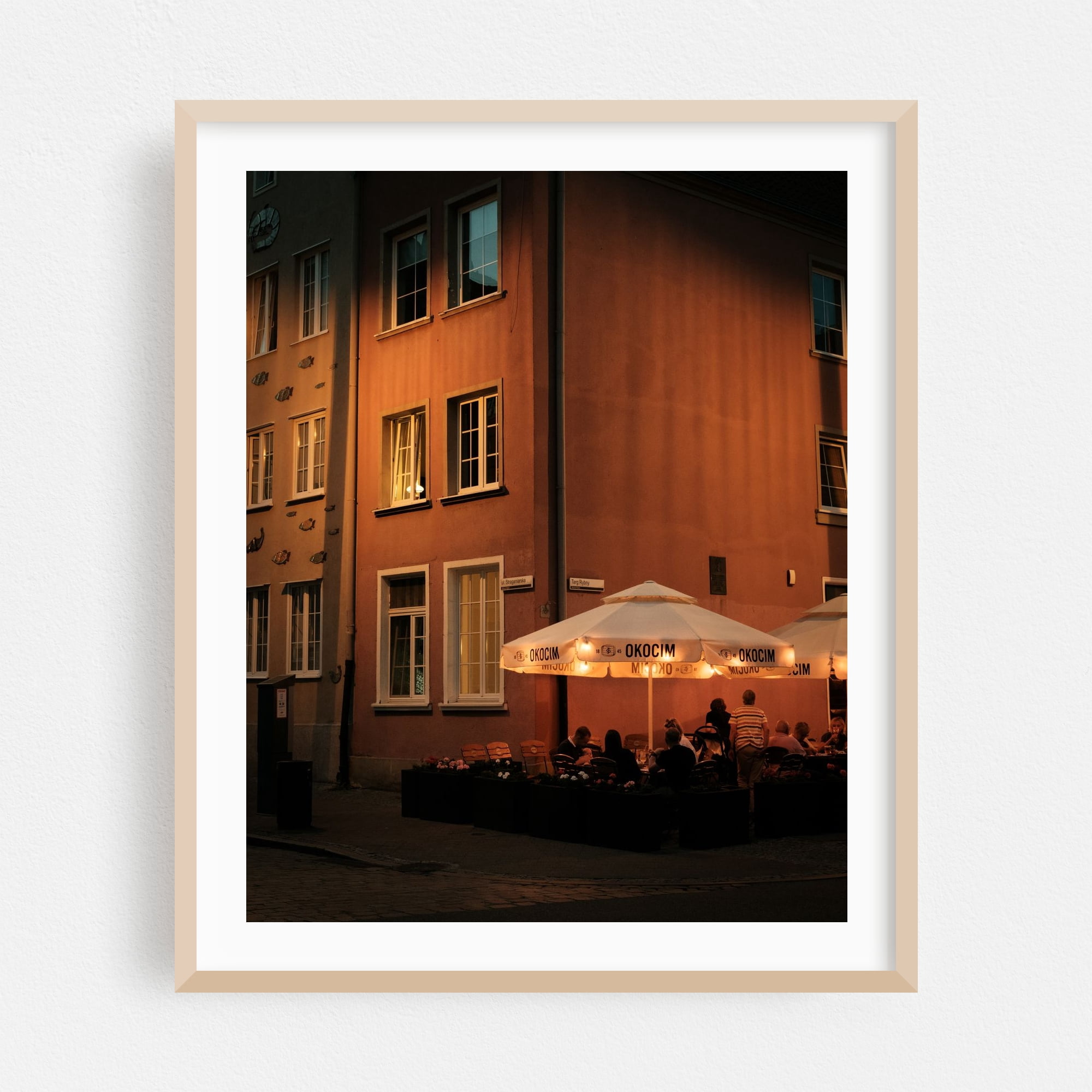 A Corner in Gdańsk - Gdańsk Pomorskie Poland Photography Nightlife ...