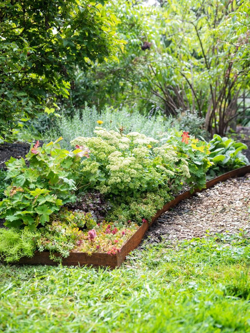 Corten Angle Landscape Edging 44in Set of 2 - Walmart.com