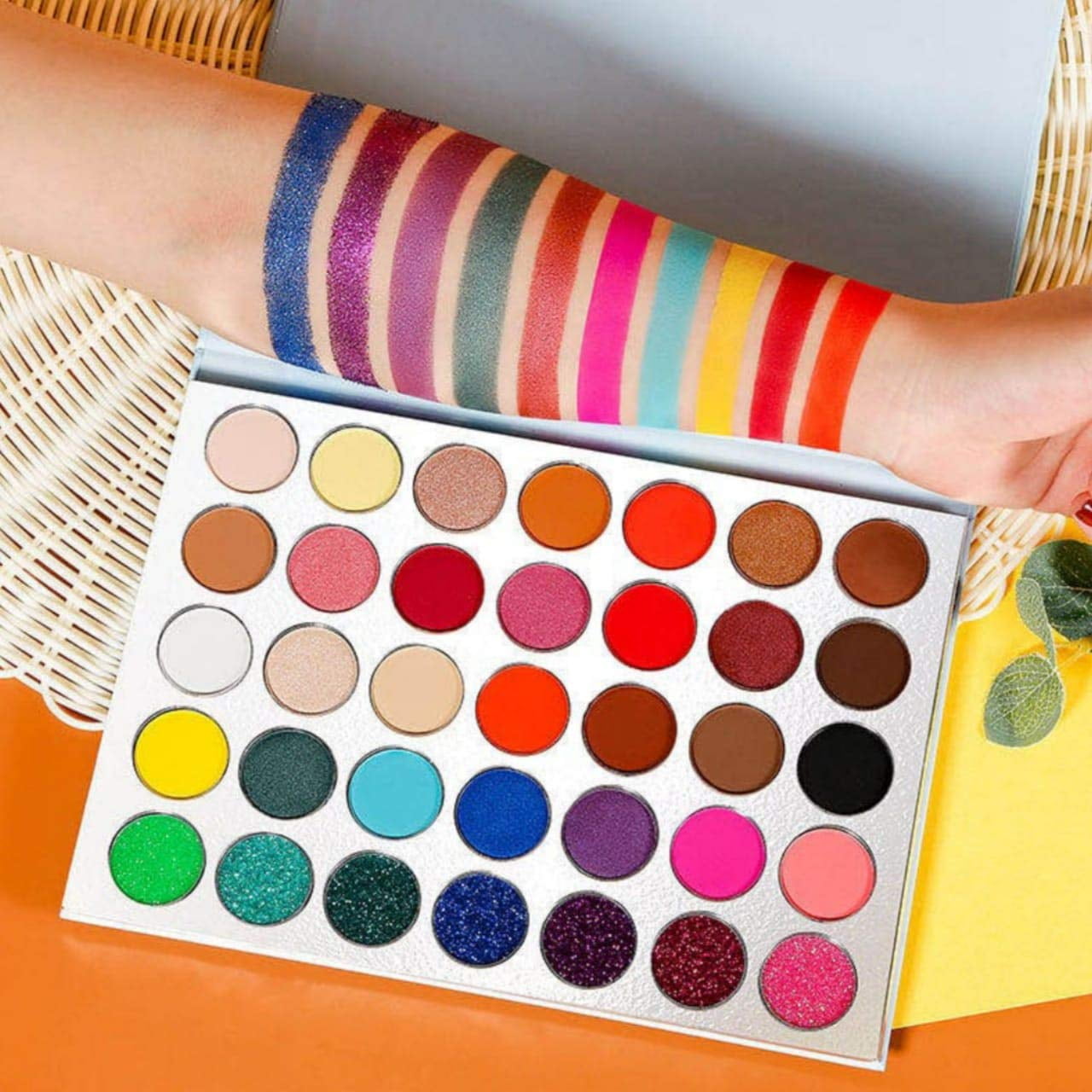 Cosmac Professional Combo Rock And Roll Eye Shadow Palette 35 G ...