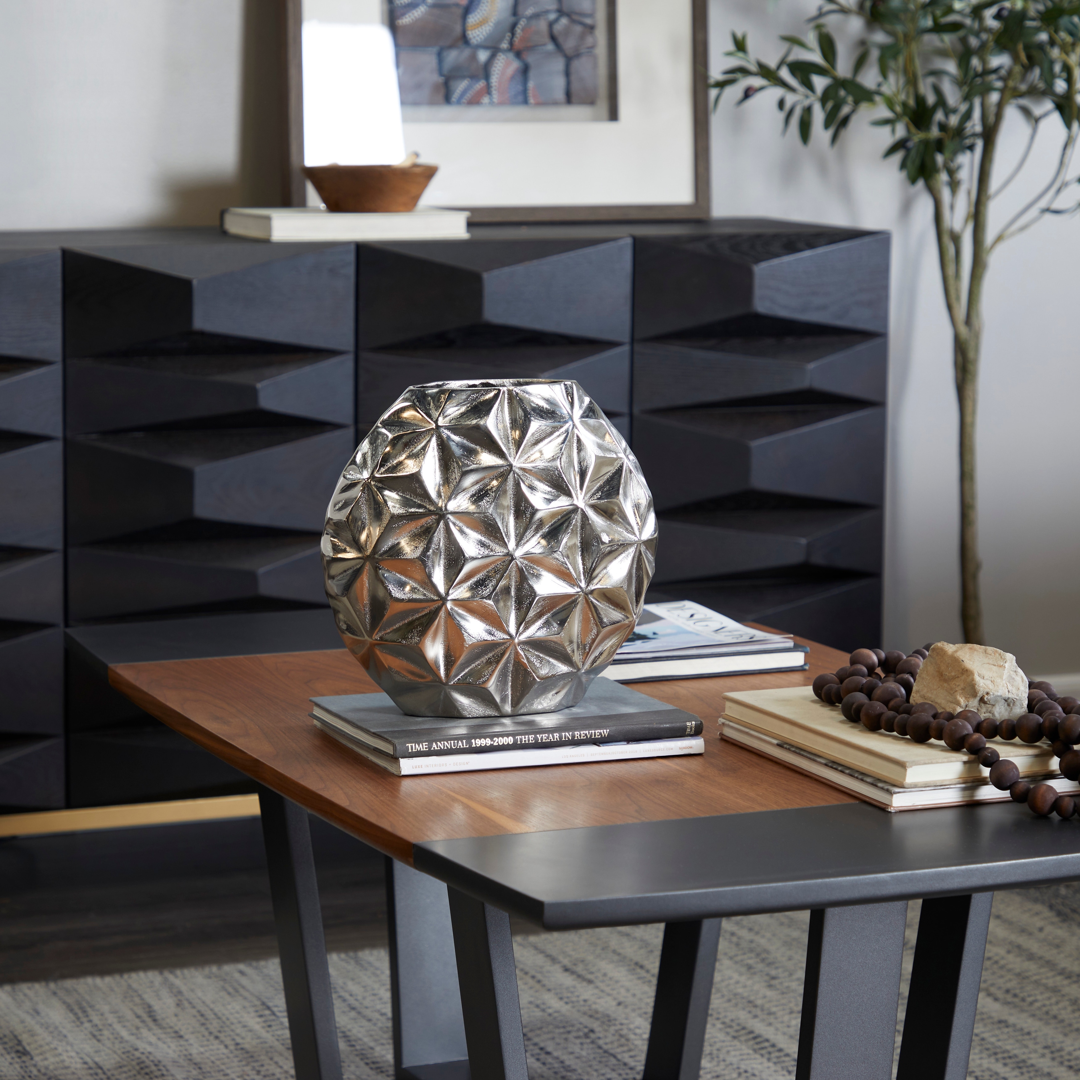 CosmoLiving by Cosmopolitan Aluminum Metal Faceted Geometric Vase ...