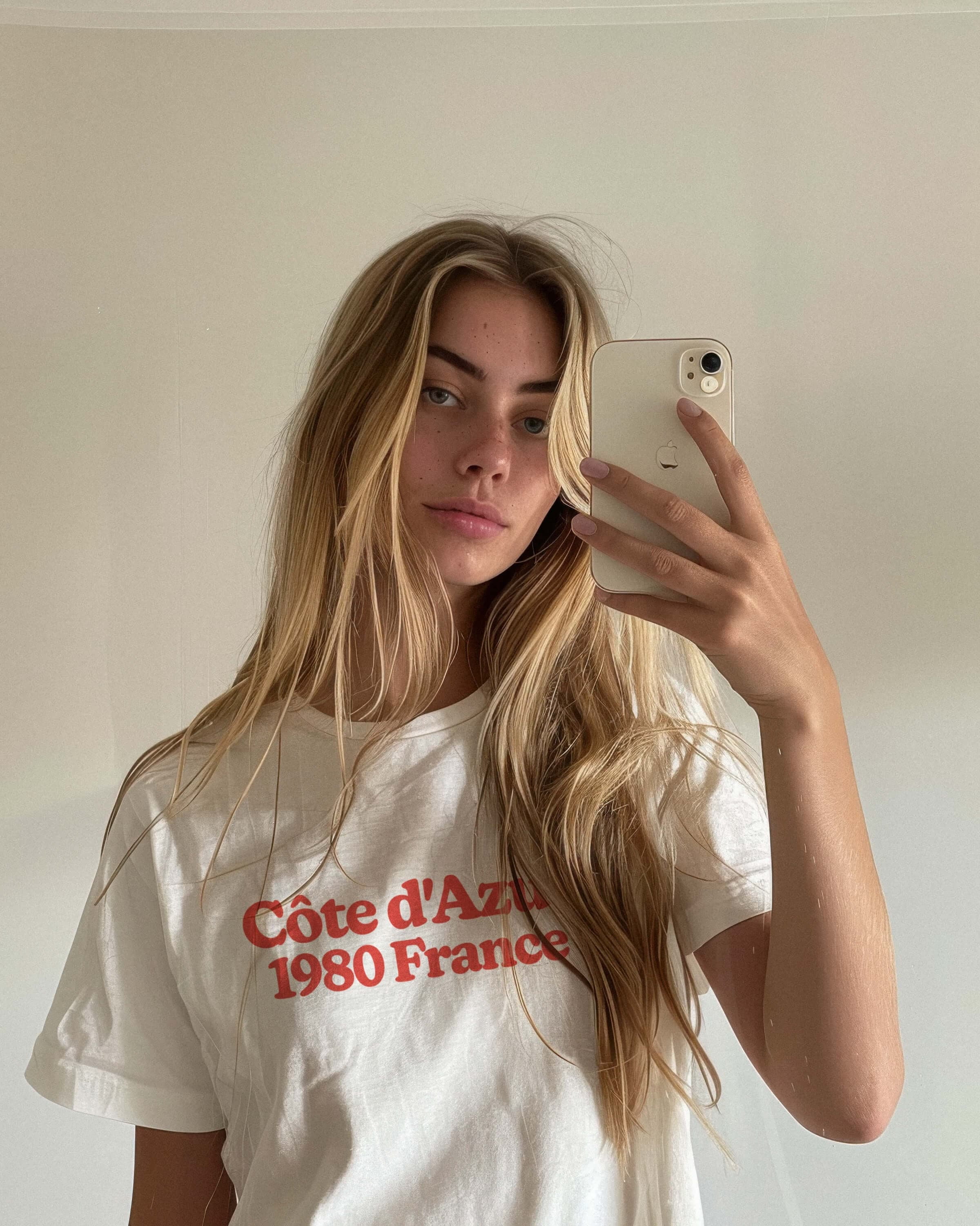 Cote dAzur 1980 France Graphic Tee, Timeless French Riviera Style ...