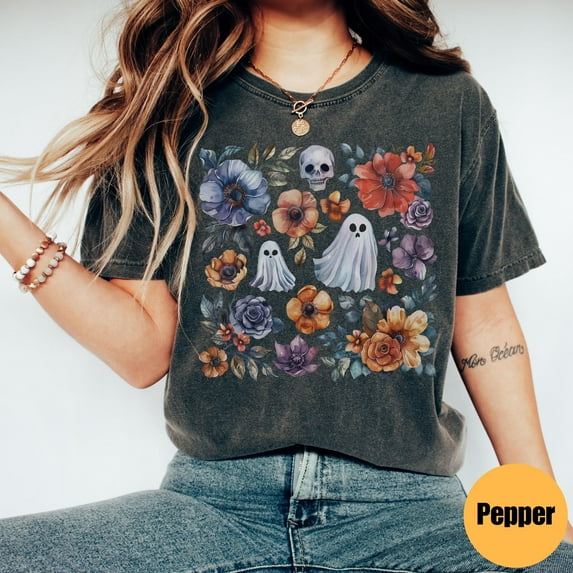 Cottagecore Ghost Shirt Ghostly Fall Shirt Cute Ghost T-Shirt Halloween ...