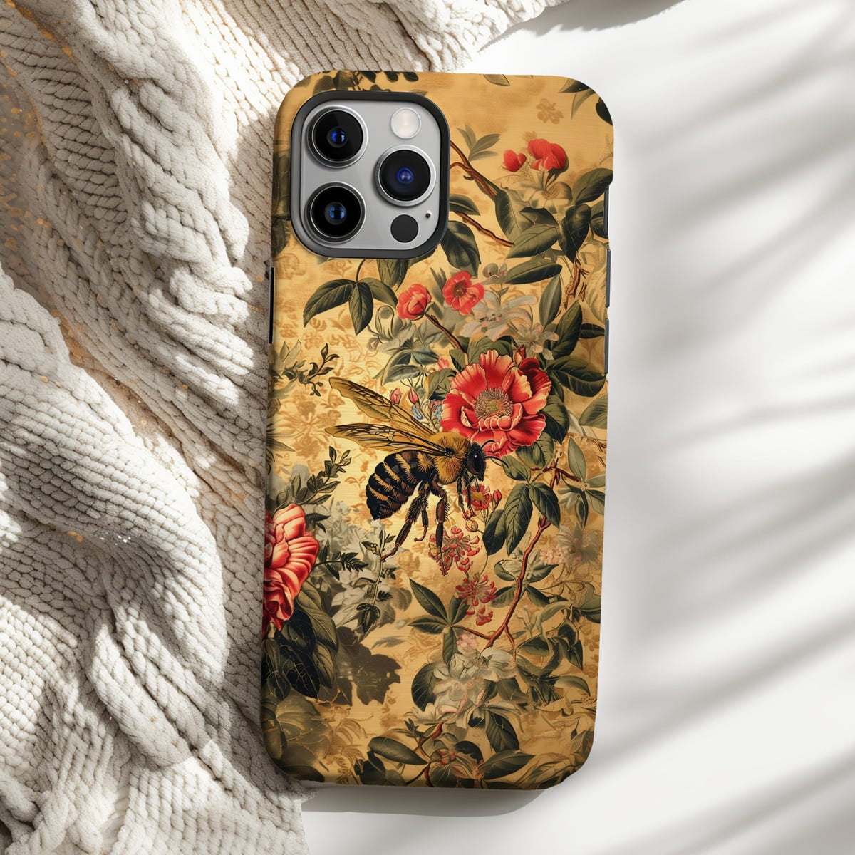 Cottagecore Honey Bee Botanical Phone Case for 17 16 15 14 13 12 11 Pro ...