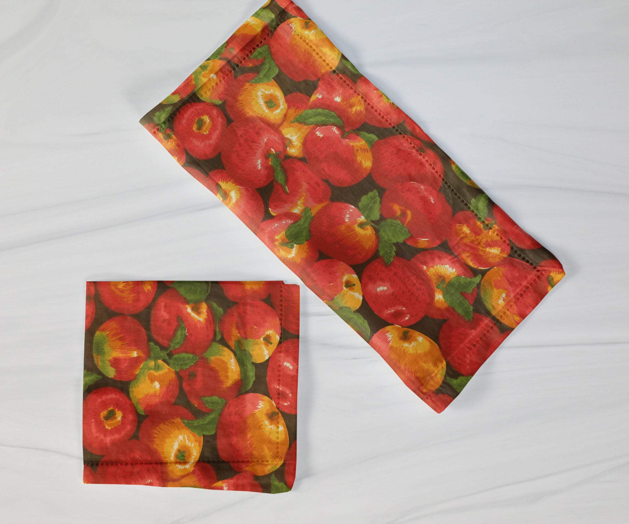 Cotton Apples Allover Napkins 18"X18" - Walmart.com