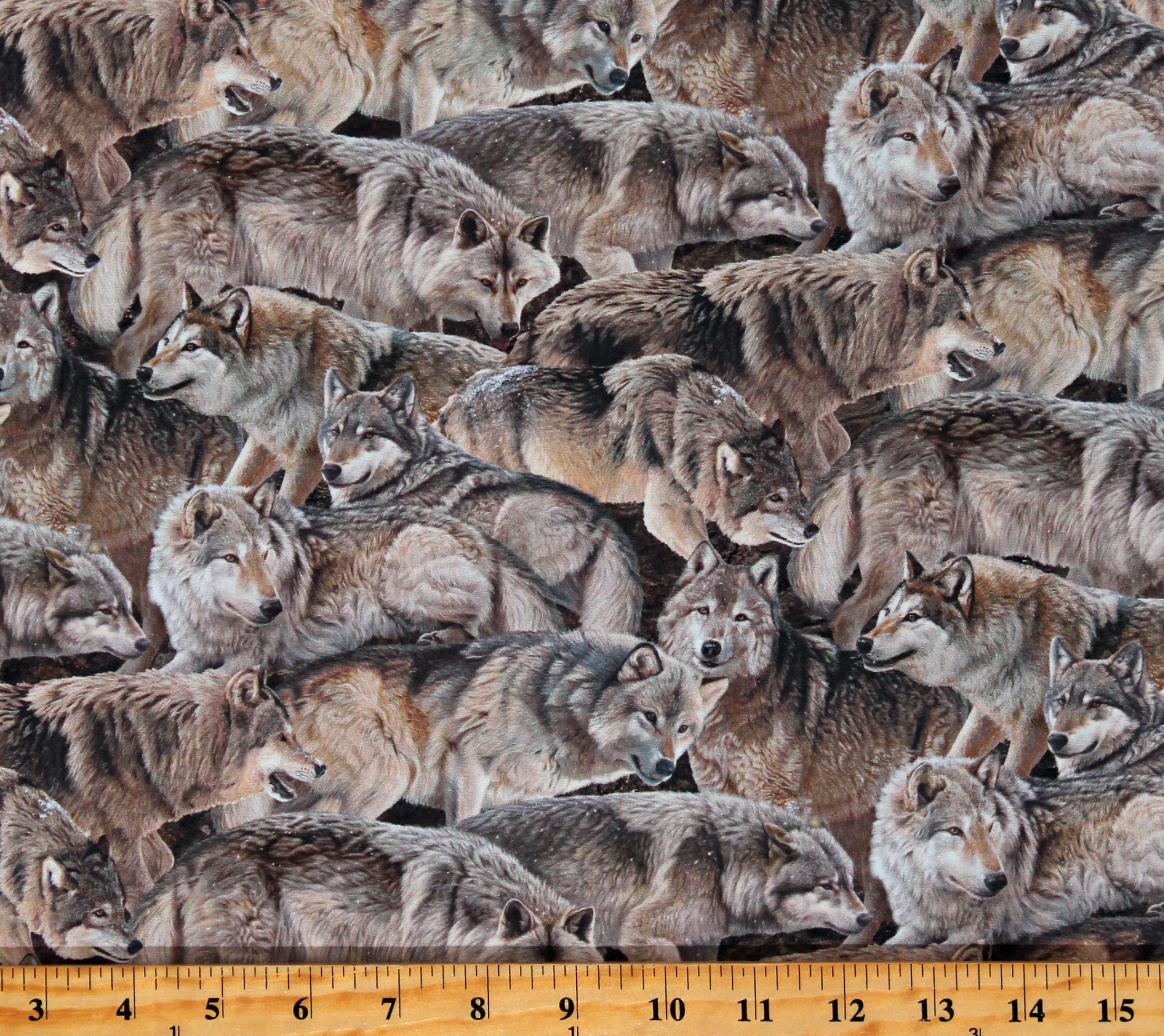 Cotton Packed Wolves Wolf Animals Wildlife Winter Gathering Brown/Multi ...