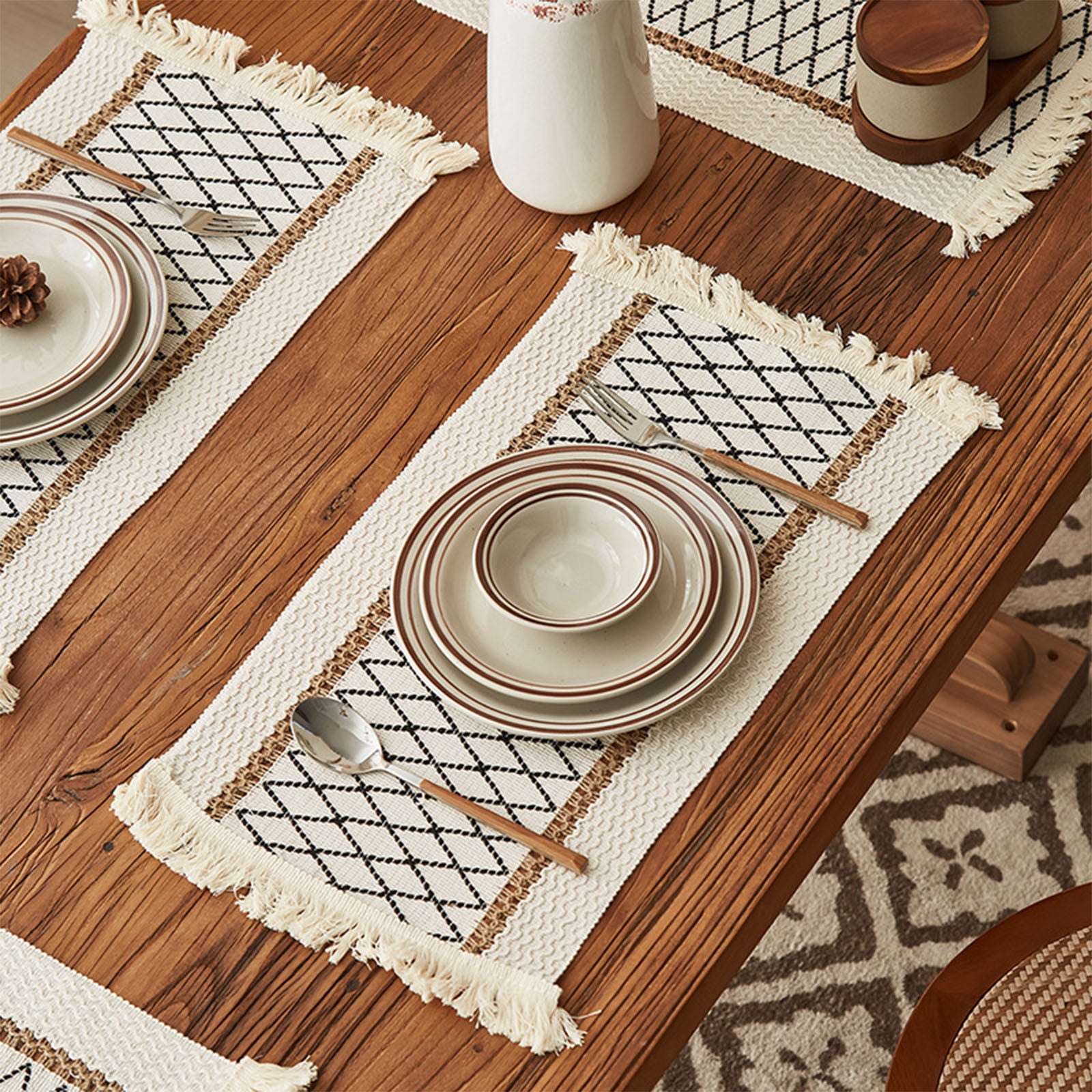 Cotton And Linen Splicing Table Flag Home Table Decoration Woven Tassel ...