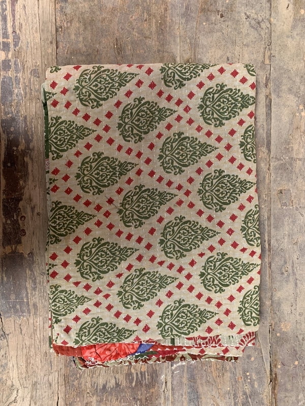 Counterpane Stitched Hand Kantha Work Gudari Quilted Floral Bedspread ...