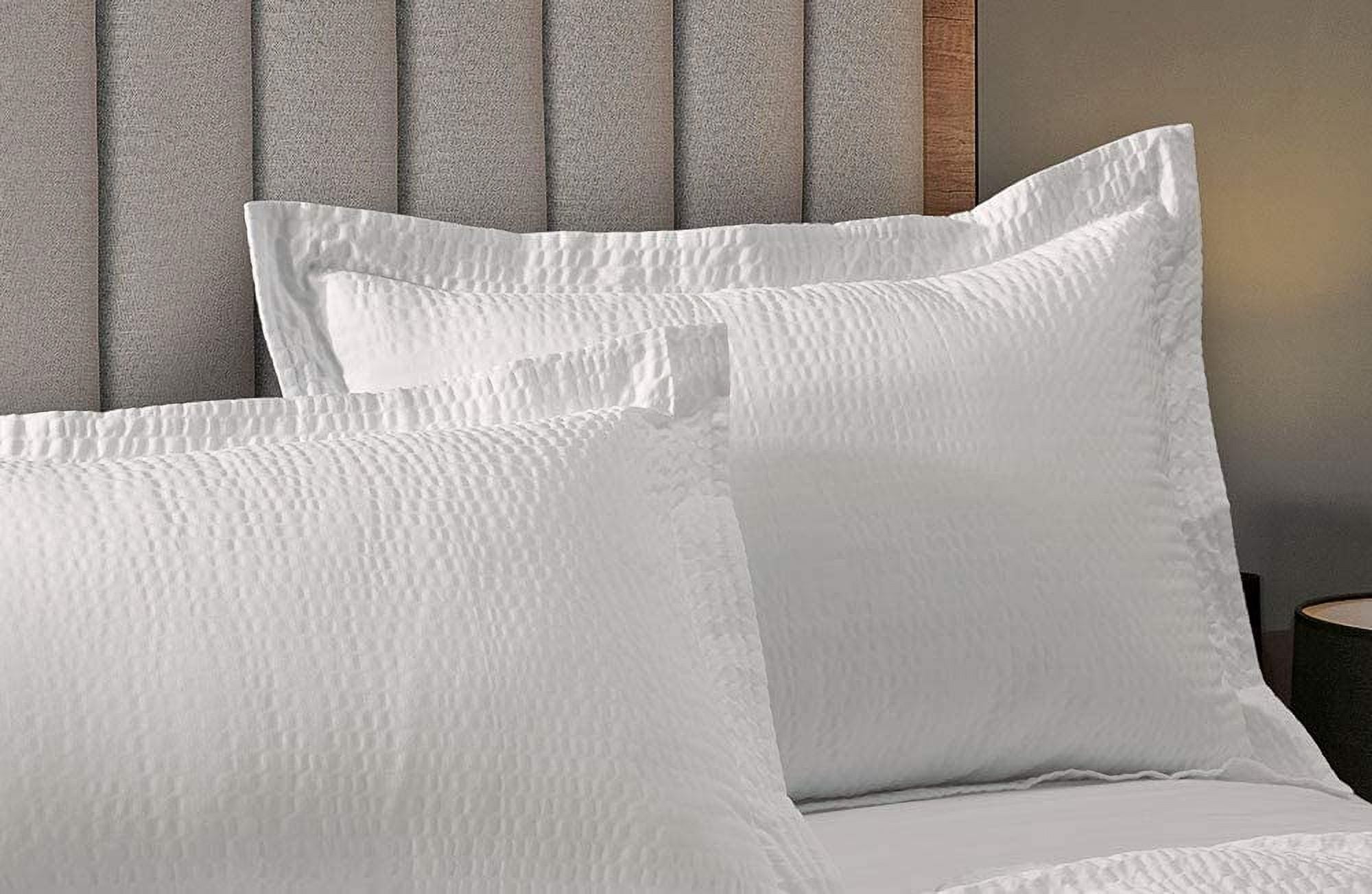 Courtyard by Marriott Textured Pillow Sham - 1 Decorative Pillow Sham ...