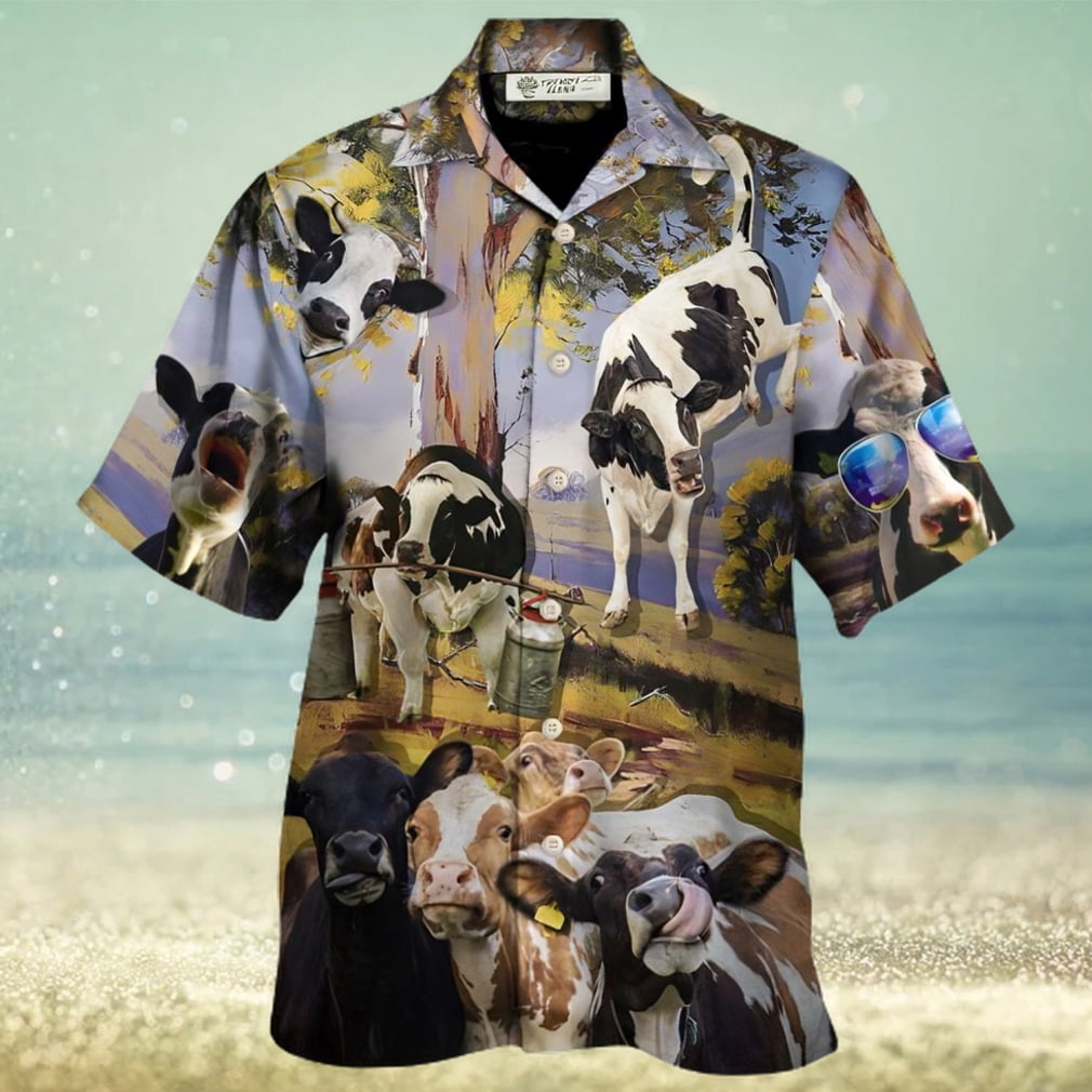 Cow Dancing In The Australian Landscape Funny Art Style Hawaiian Shirt ...