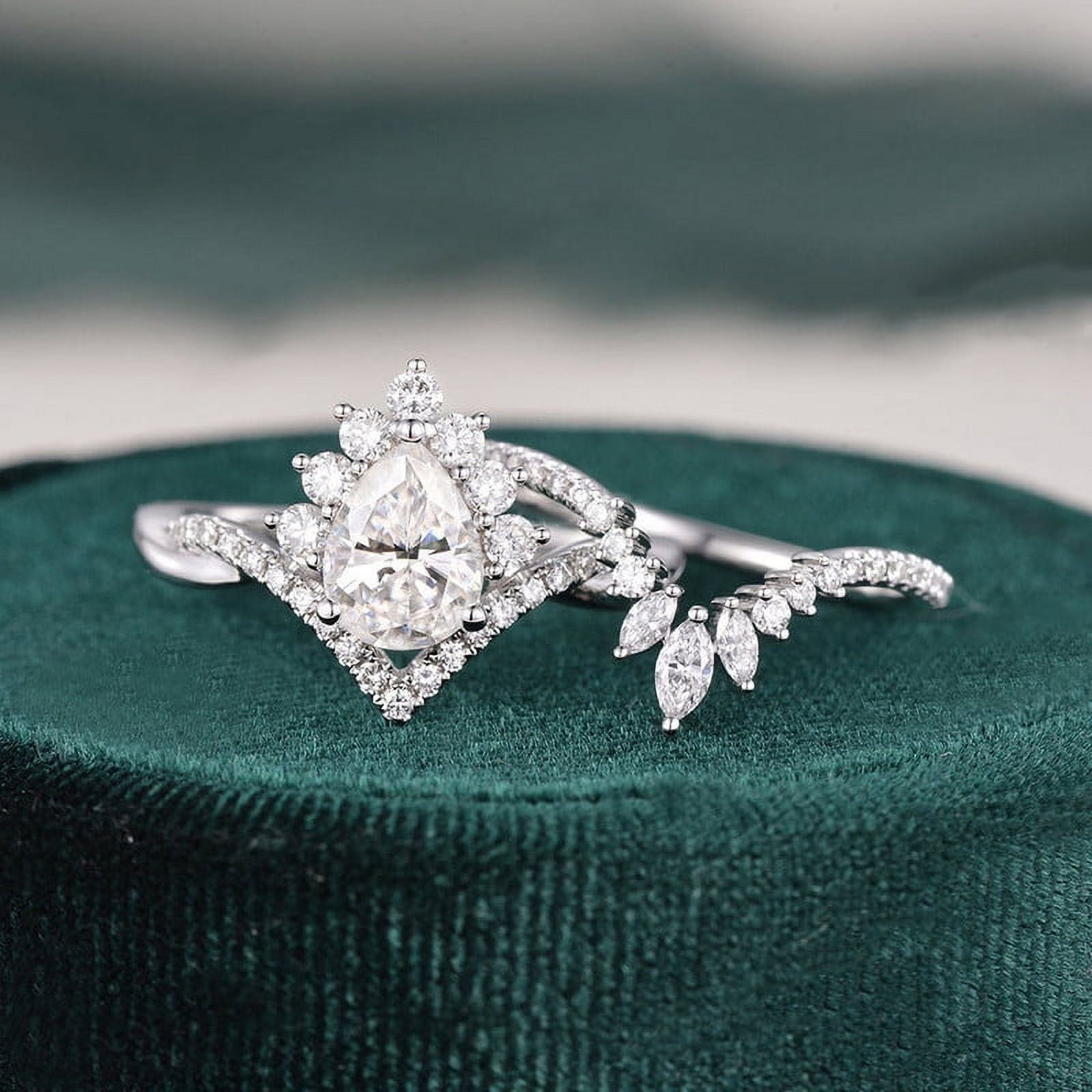 Cow Jewel 14K White Gold Rings - 2.3 Ct Pear Cut Lab Grown Diamond ...