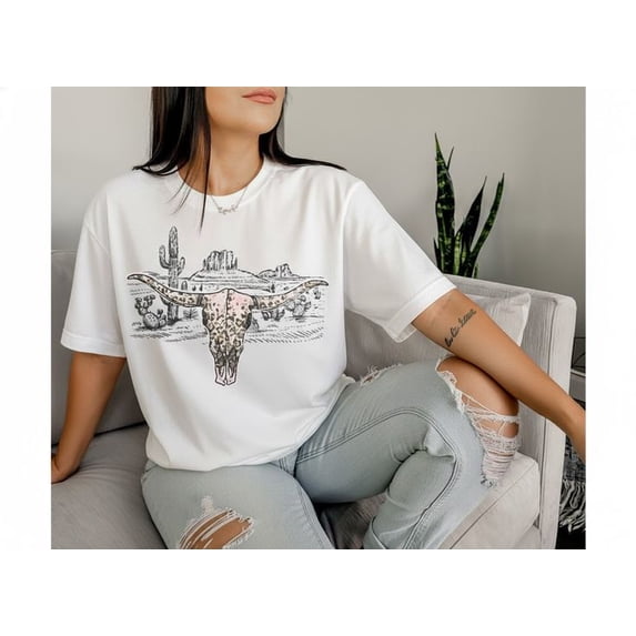 Cow Skull Graphic T-shirt Inspired Design for Casual Wear, Outdoor ...