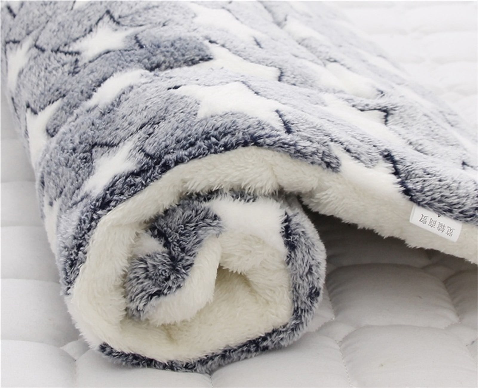 Cozy Calming Cat Blanket, Cat Bed Self Heating Pet Pad, Ultra Soft and ...