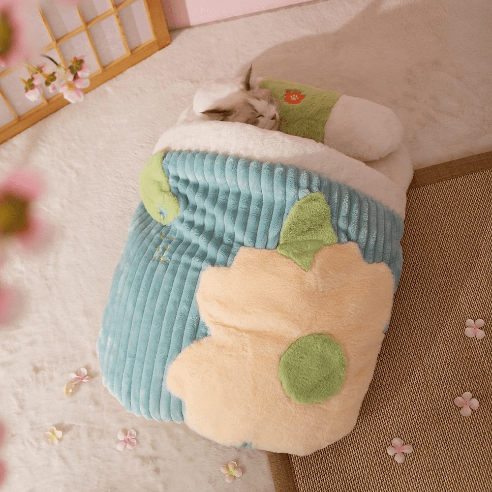 Cozy Cat Sleeping Bag, 25.2 x 17.3 in / 64 x 44 cm Sakura Cat Bed with ...