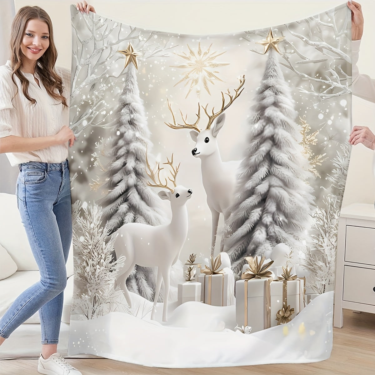 Cozy Christmas Throw Blanket - Super Soft Fleece with Festive Reindeer ...