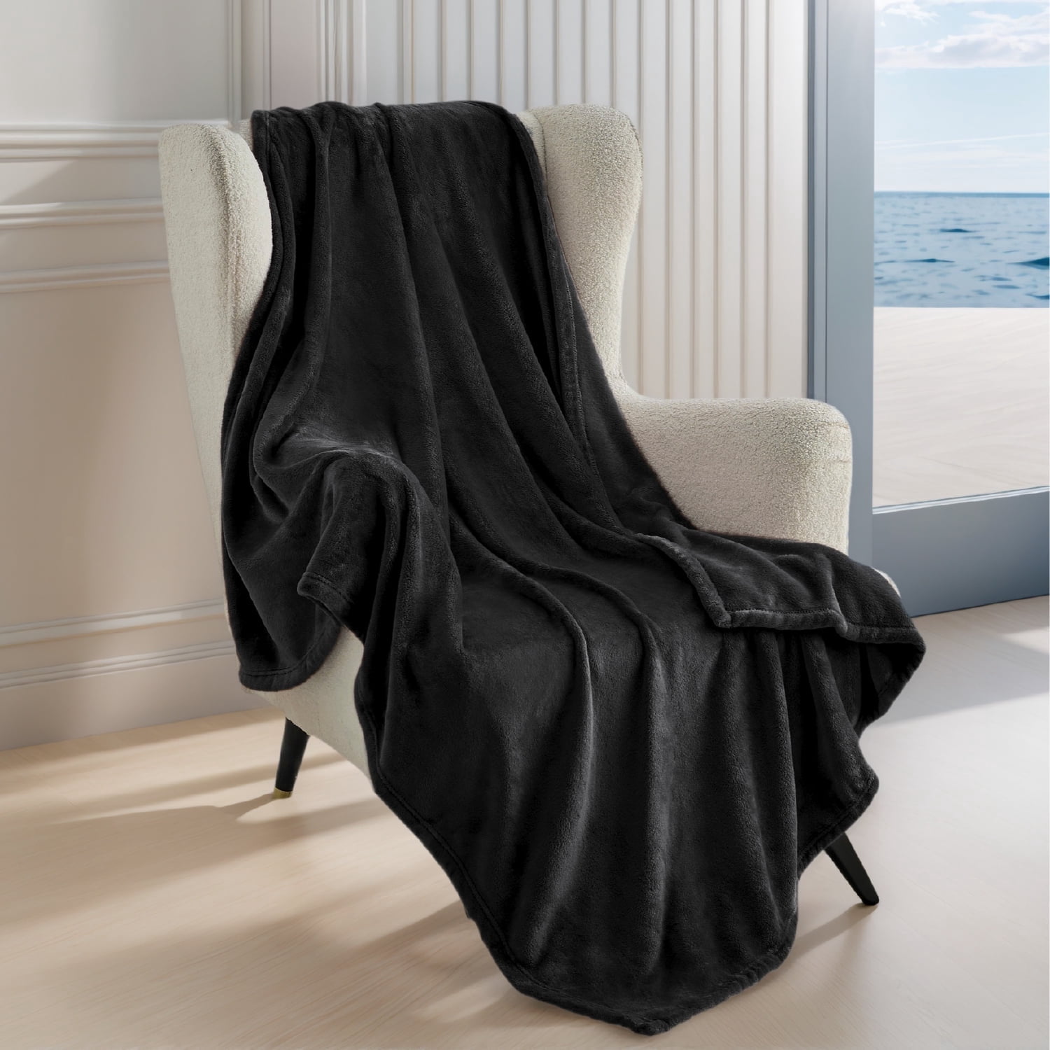 Cozy Comfort Fleece Blanket Black - Throw Blankets, Soft Lightweight ...