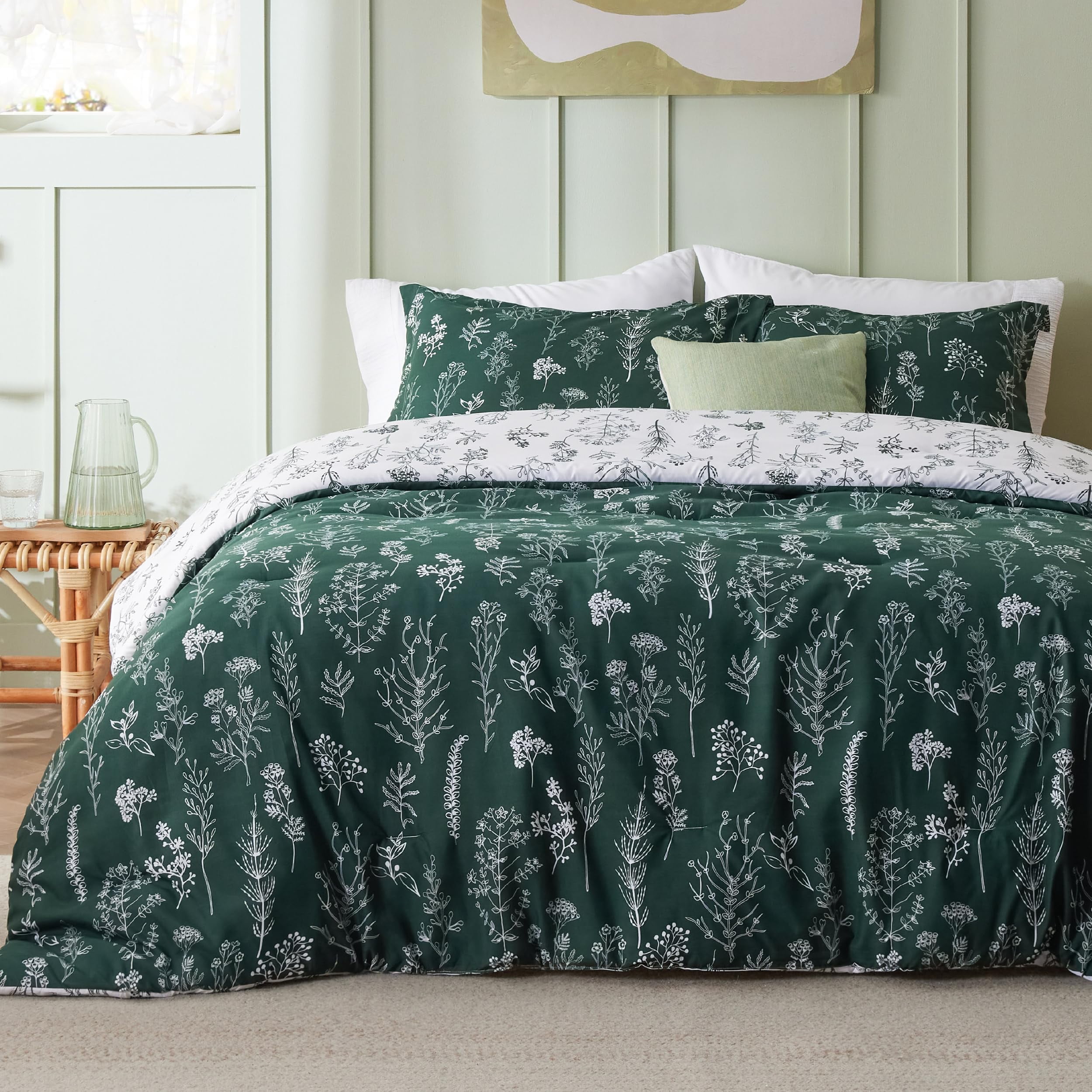 Cozy Comfort King Comforter Set - Emerald Bed Set, 3 Pieces Cute Floral Bedding, 1 Soft ...