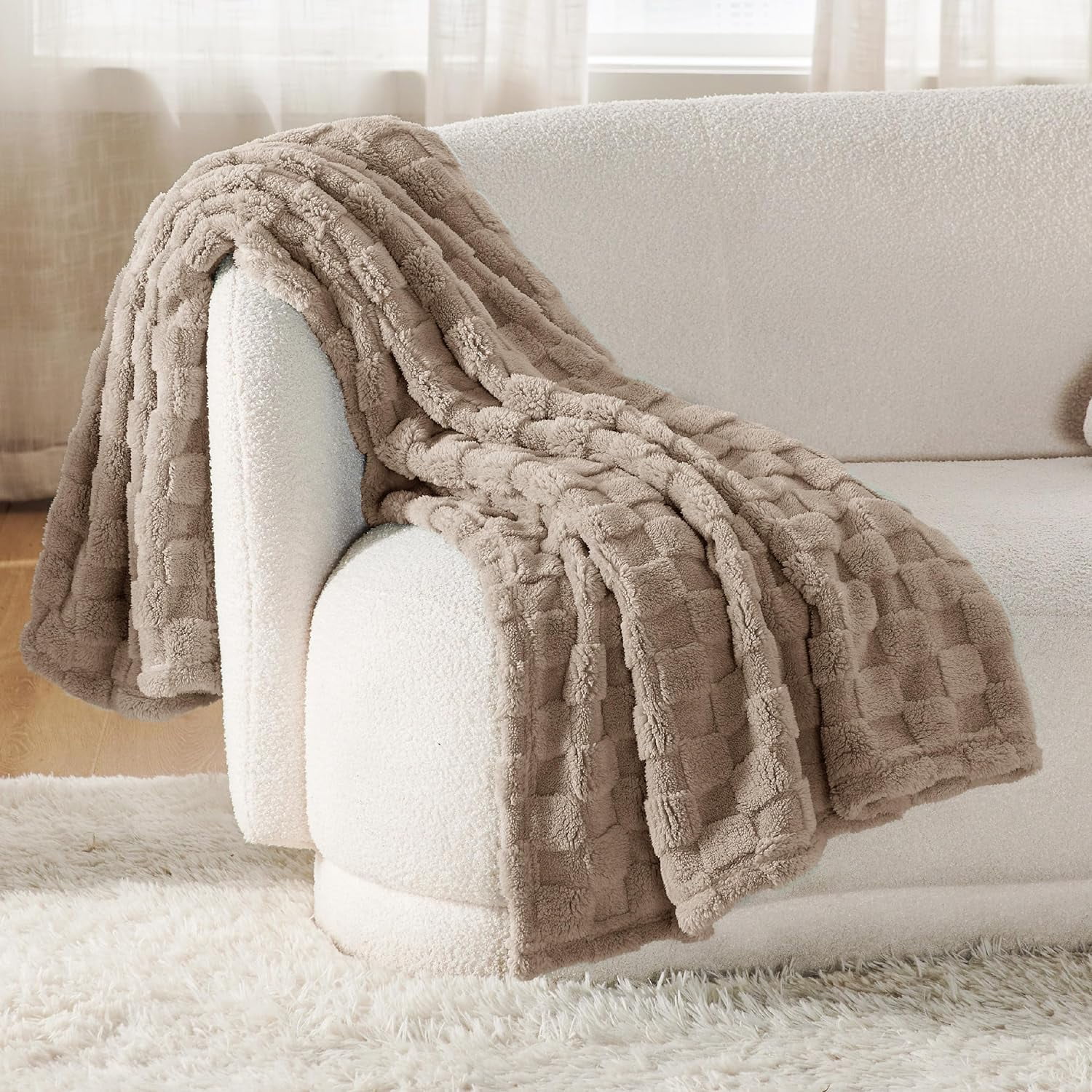 Cozy Comfort Taupe Fleece Throw Blanket for Couch - Super Soft Cozy ...