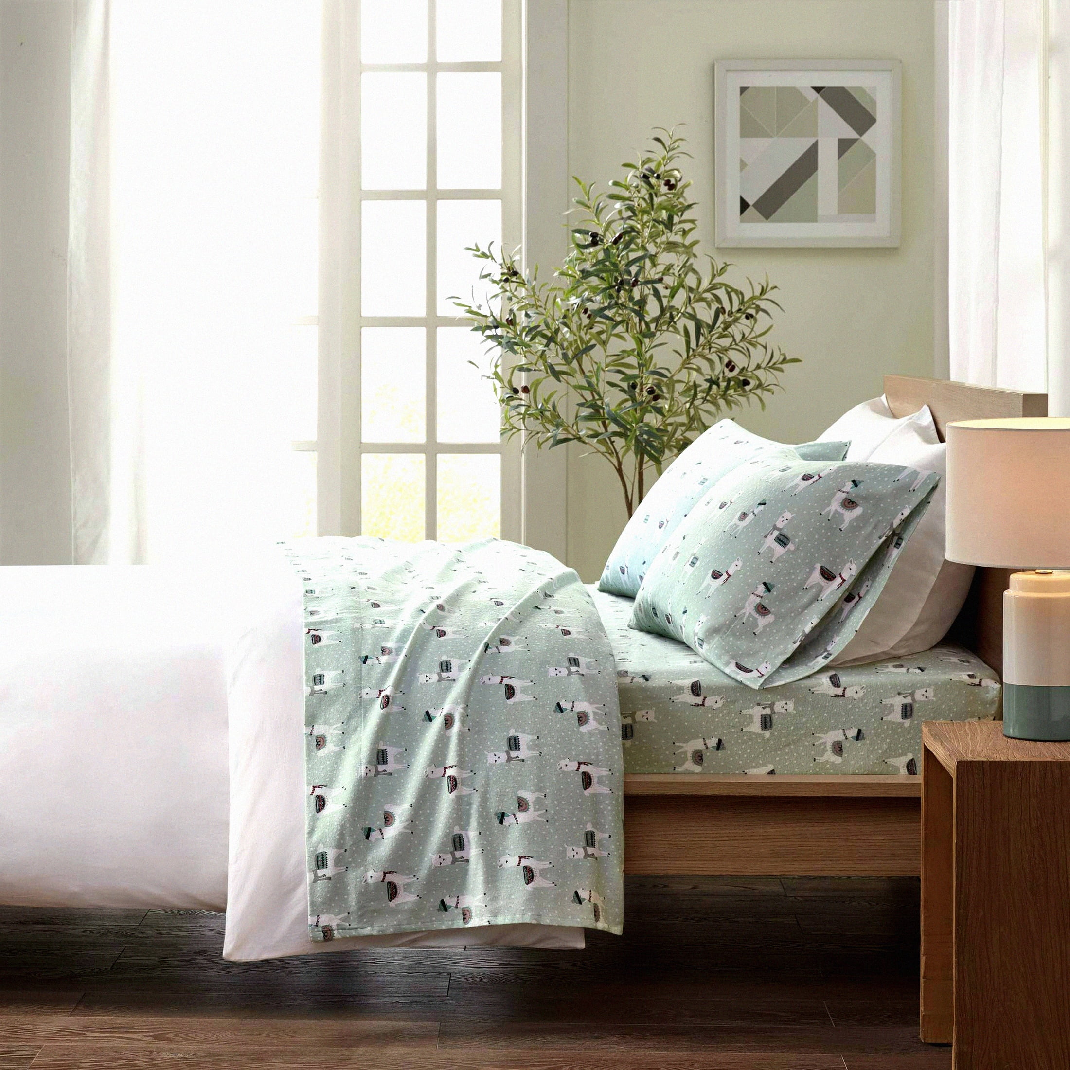 Cozy Cotton Llama Flannel Sheet Set - Queen Size - Ultra Soft Novelty ...