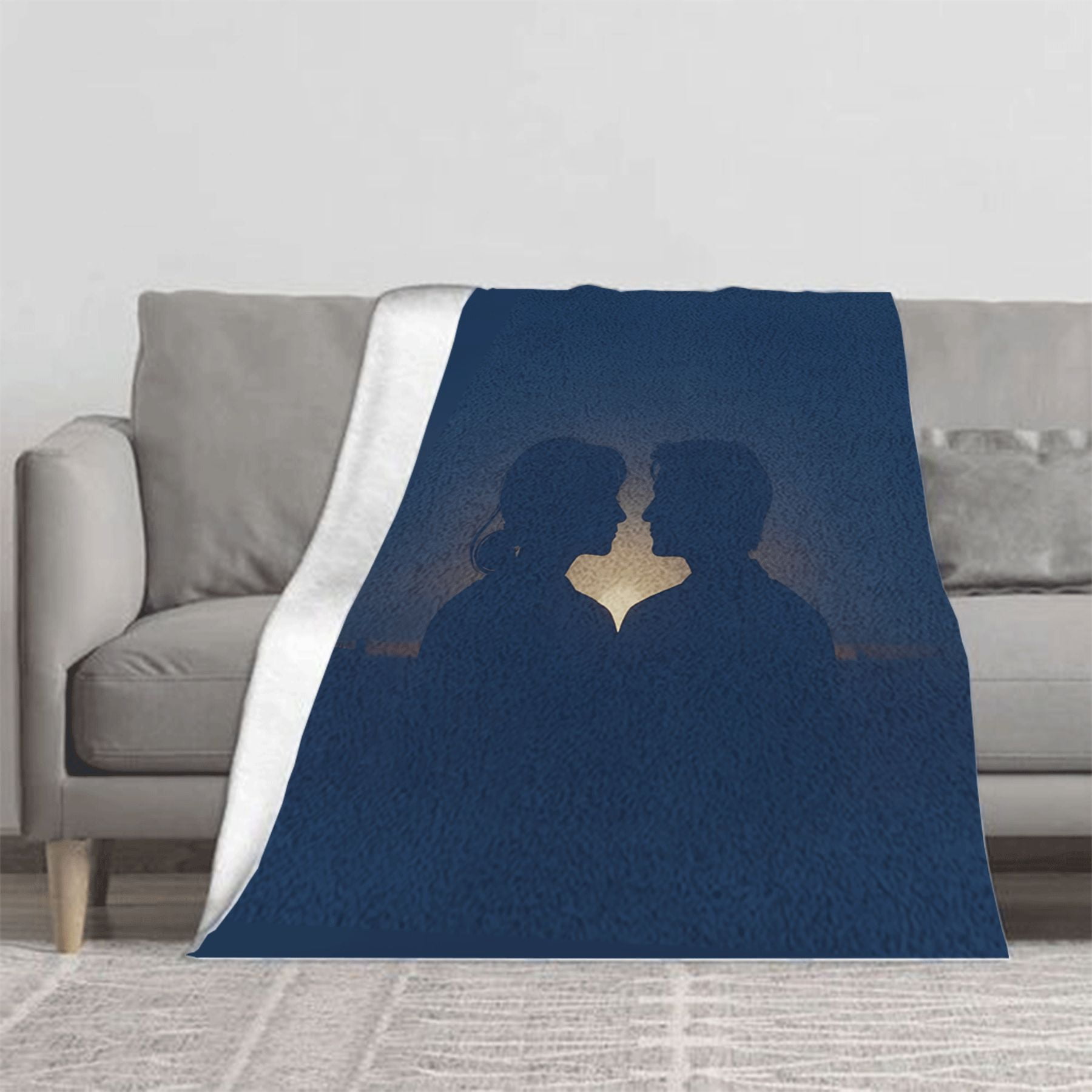 Cozy Heart-Shaped Silhouette Flannel Blanket - Soft Warm Durable Throw ...