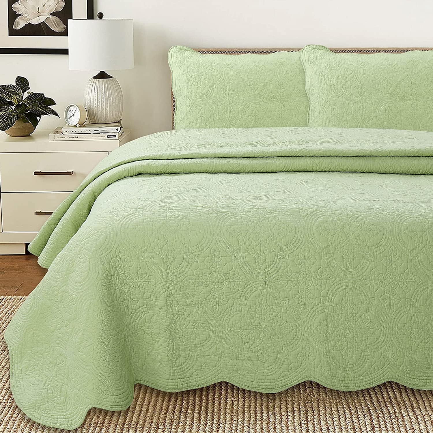 Cozy Line Victorian Medallion Matelasse Scalloped Edge 100% Cotton 2 ...
