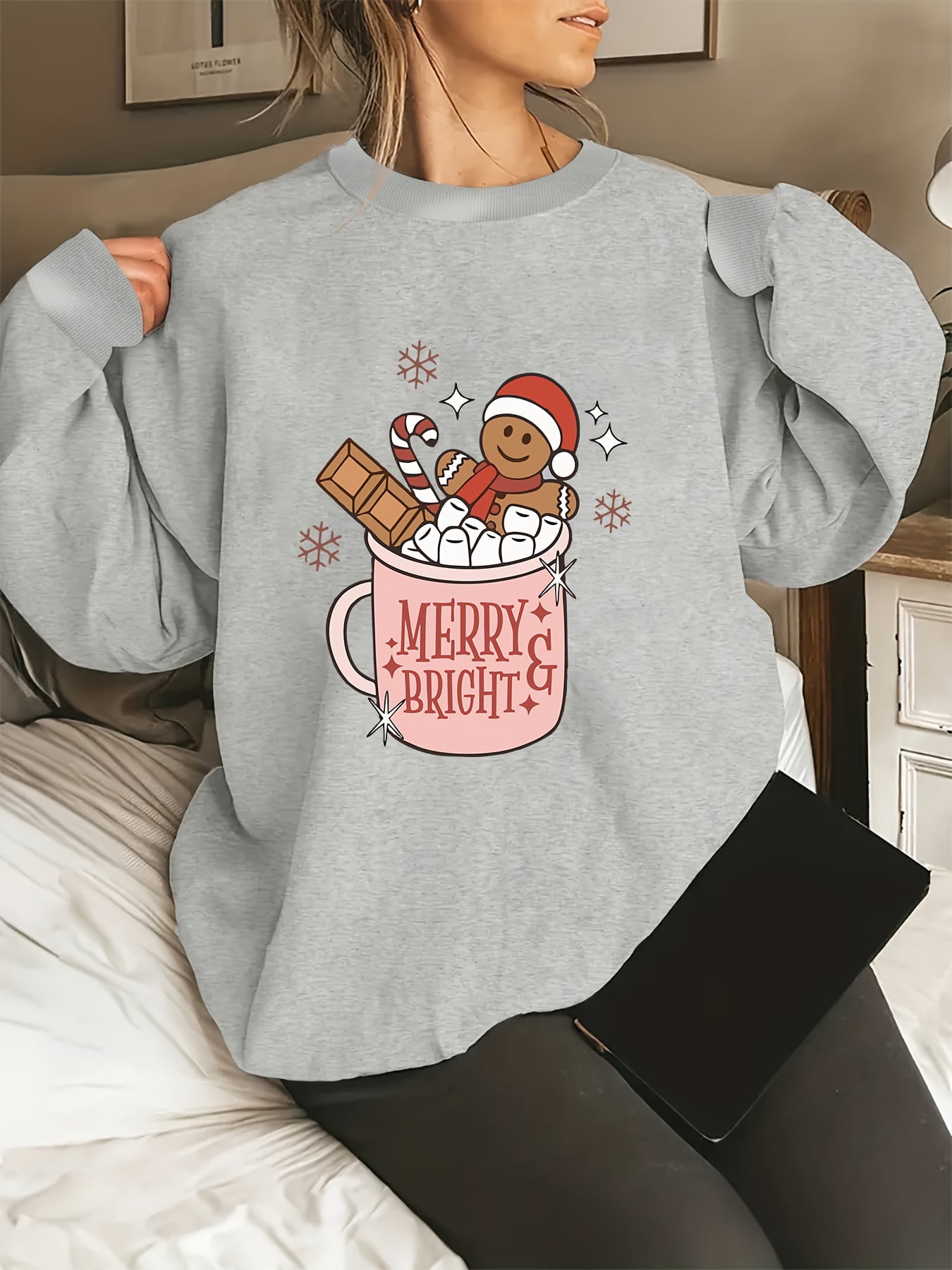 Cozy Plus-Size Women's Christmas Sweatshirt - "Merry & Bright" Festive ...