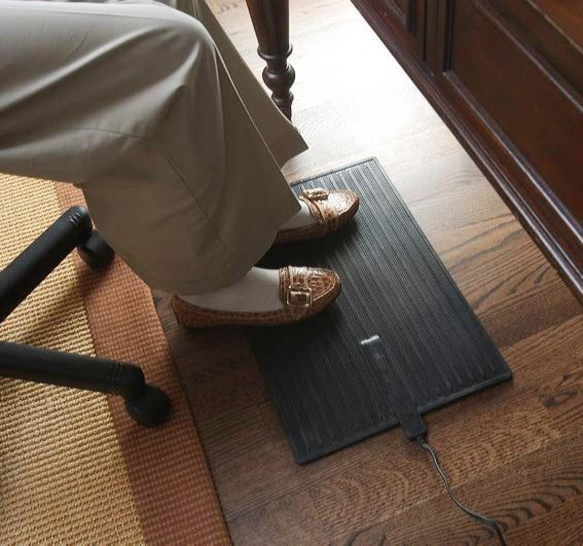 "Cozy Products Foot Warmer, Electric Heating Mat with 14"" X 21 ...