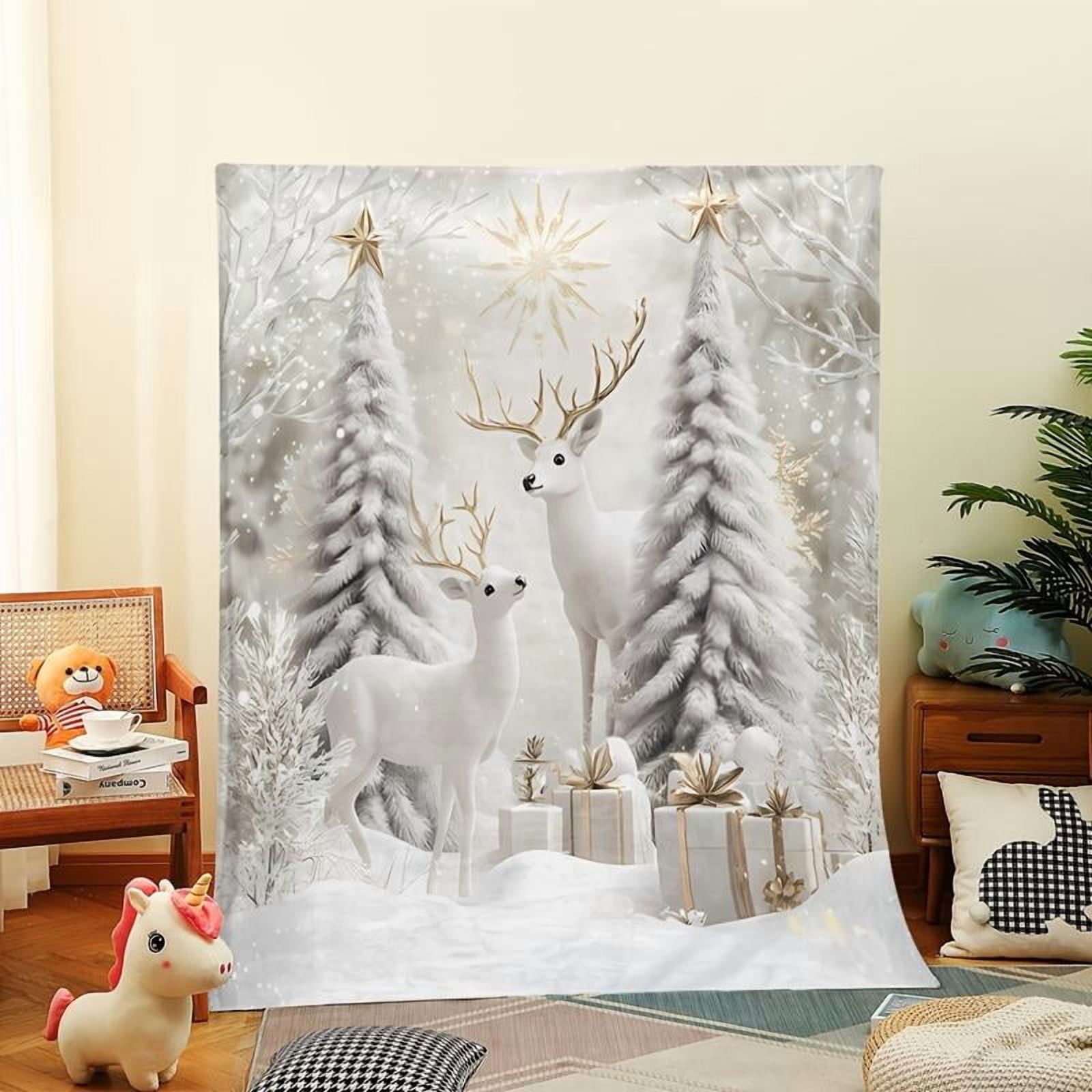 Cozy Throw Blanket - Super Soft Fleece with Festive Reindeer & Tree ...