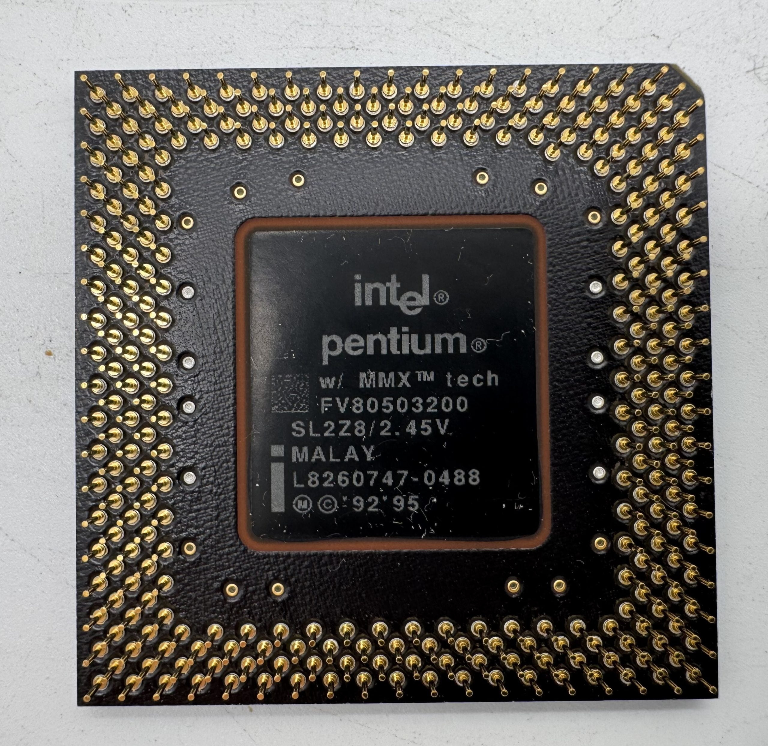 Cpu intel pentium 200 mmx fv80503200 sl2z8/2.45v - Walmart.com