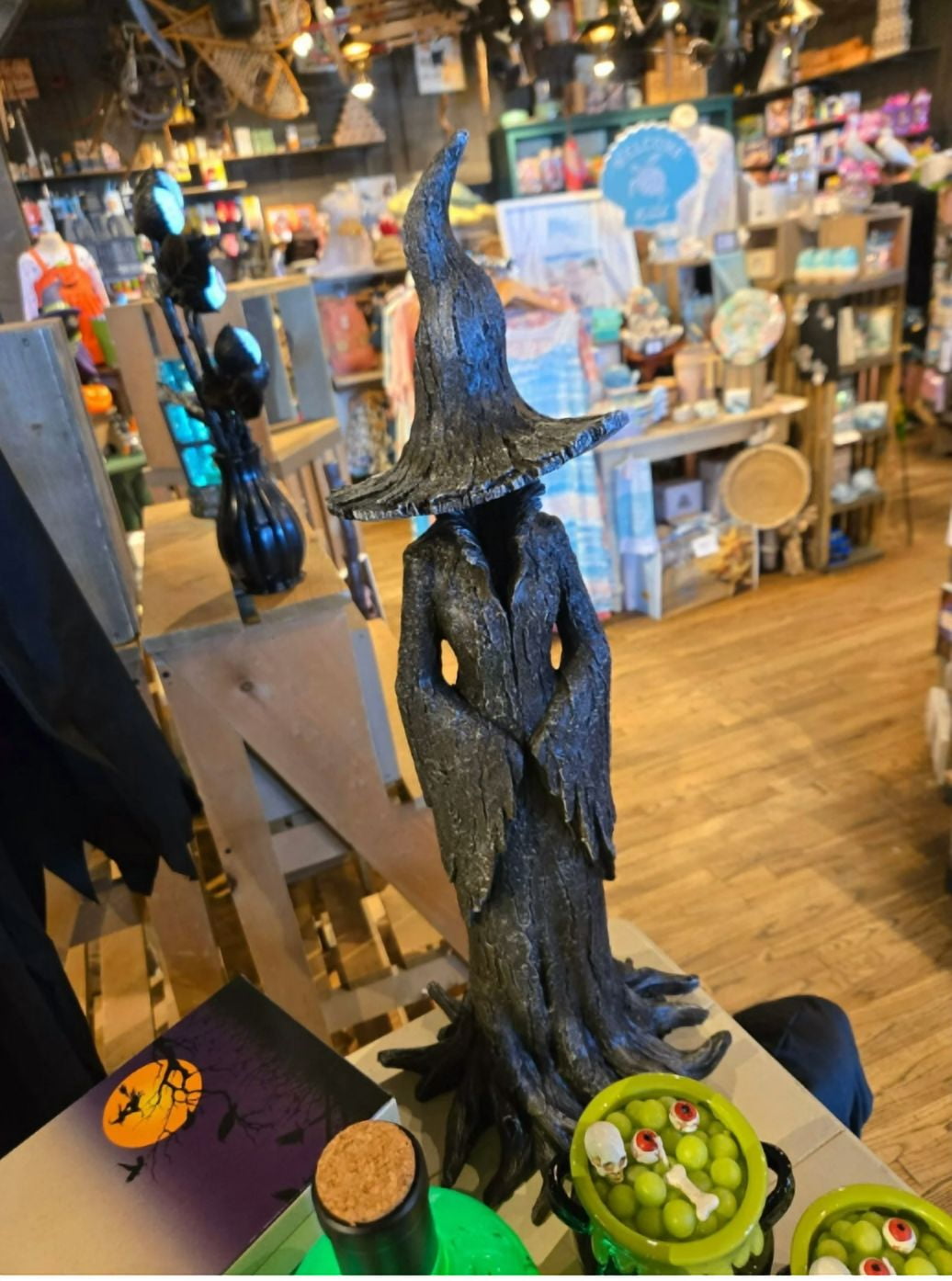 Cracker Barrel Witch Statue 2025 Limited Edition Set of 2, 11.8" Resin ...