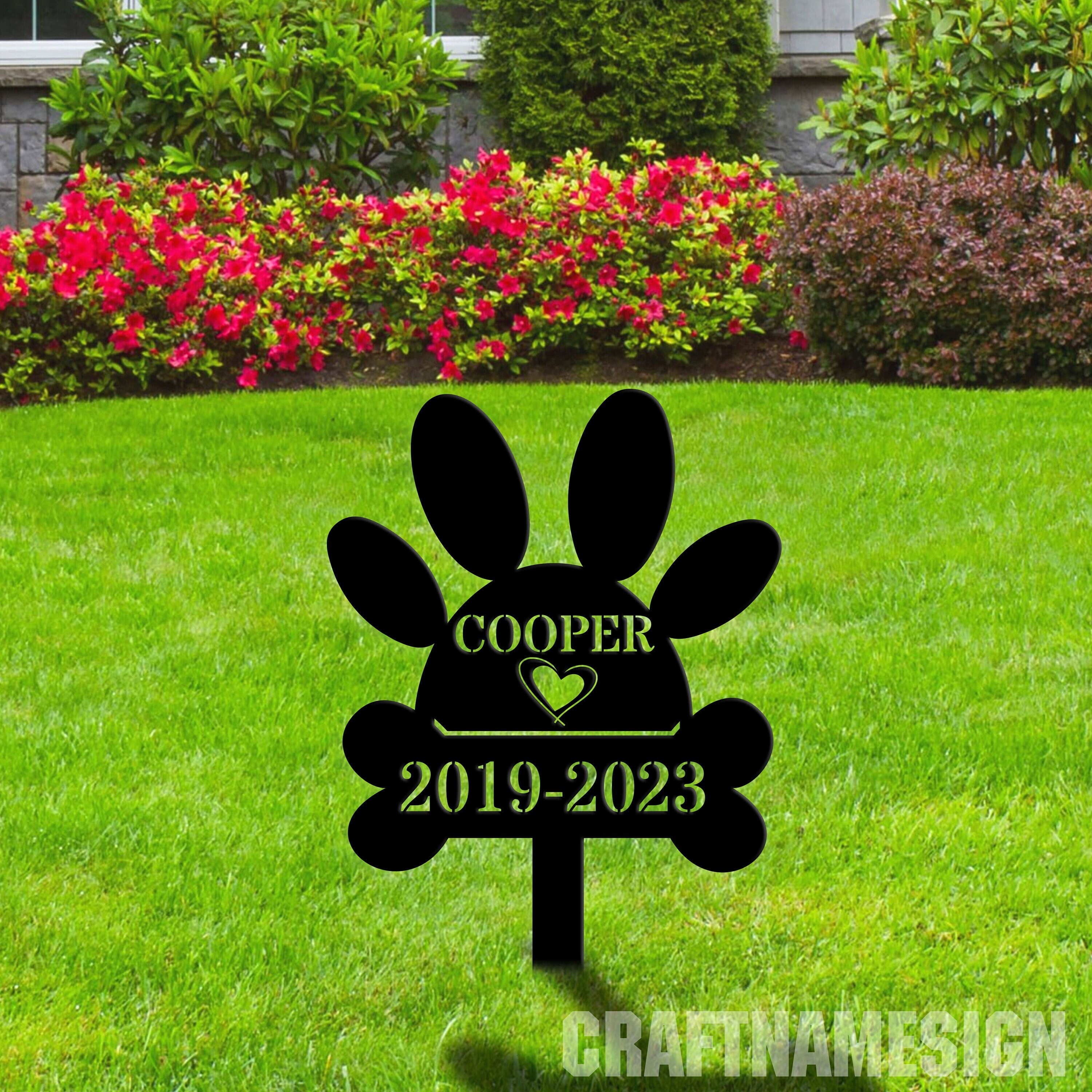 Craftnamesign Custom Paw Dog Memorial Stake, Memorial Plaque with Stake ...