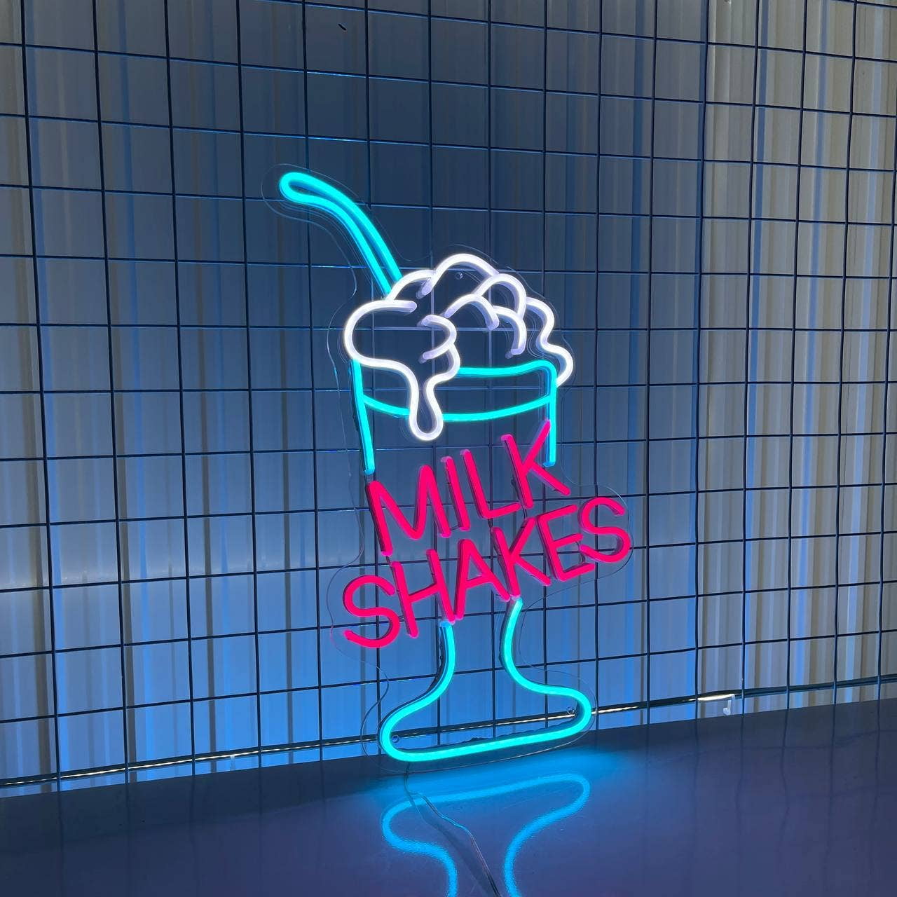 Craftnamesign Milk Shakes Neon Sign, Drink Shop LED Signboard, Milk ...