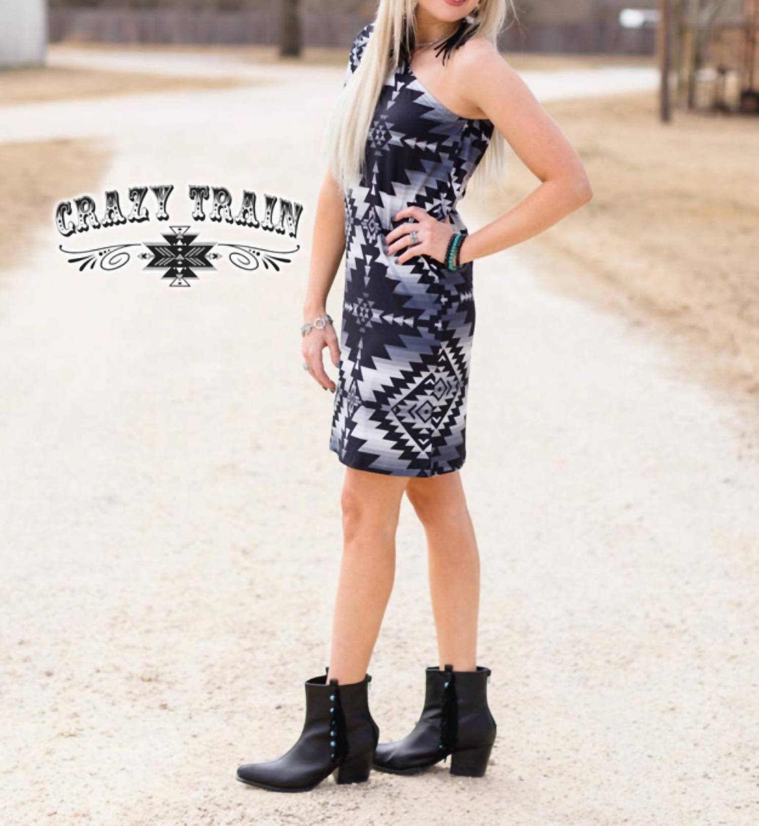Crazy Train Montana Mama Aztec Off The Shoulder Dress - Walmart.com