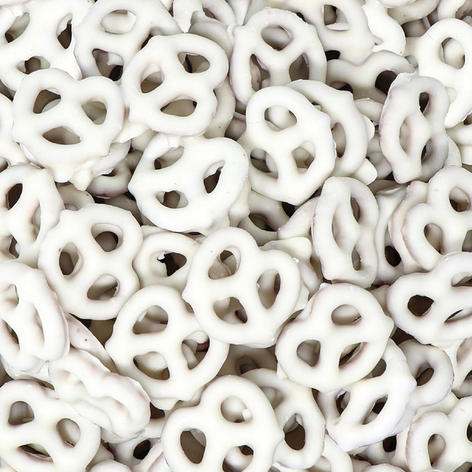 CrazyOutlet Gourmet Greek Yogurt Vanilla and Salted Pretzels Bulk, 5 ...