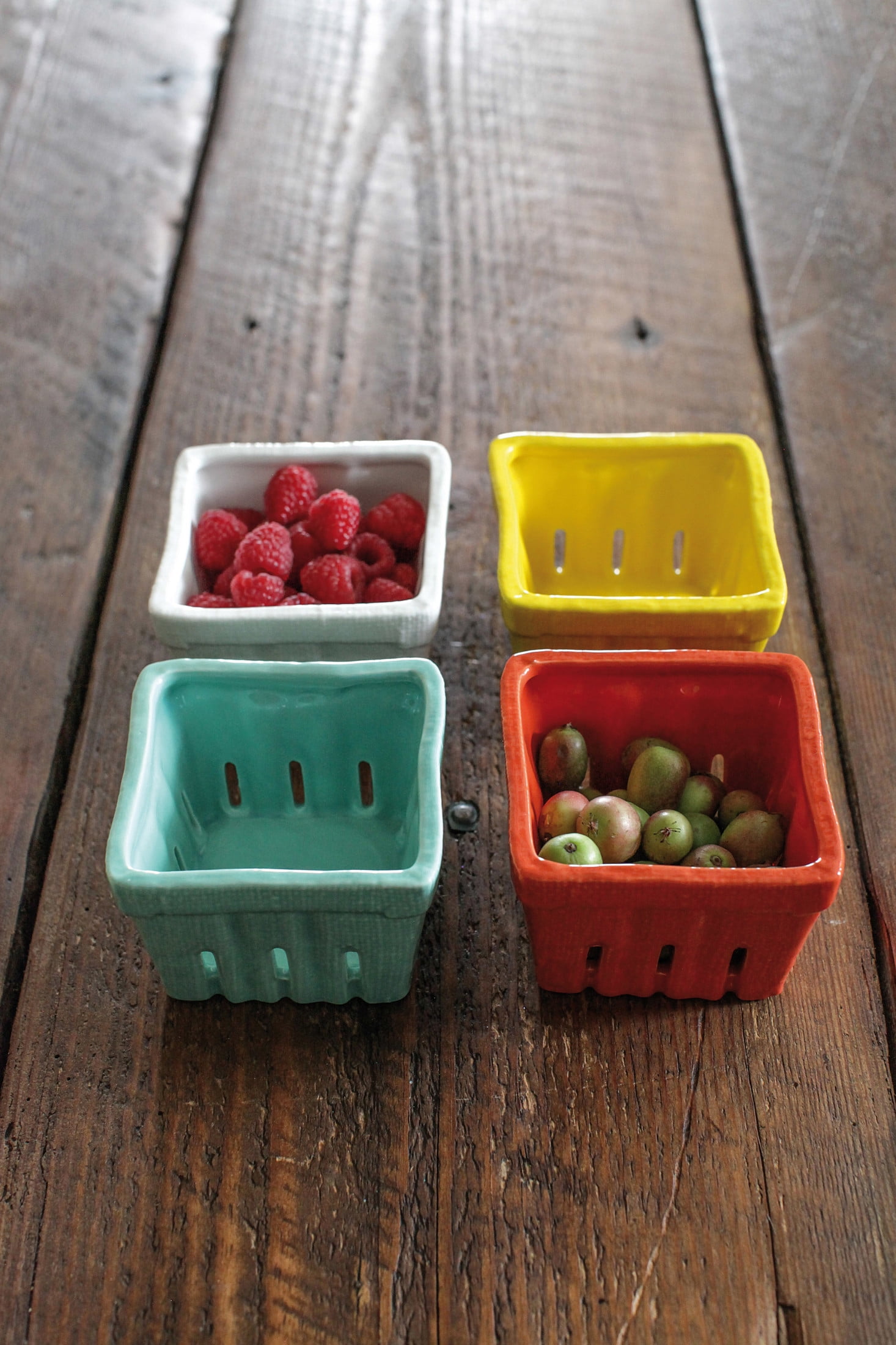 Creative Co-Op Stoneware Berry Baskets (Set of 4 Colors) - Walmart.com