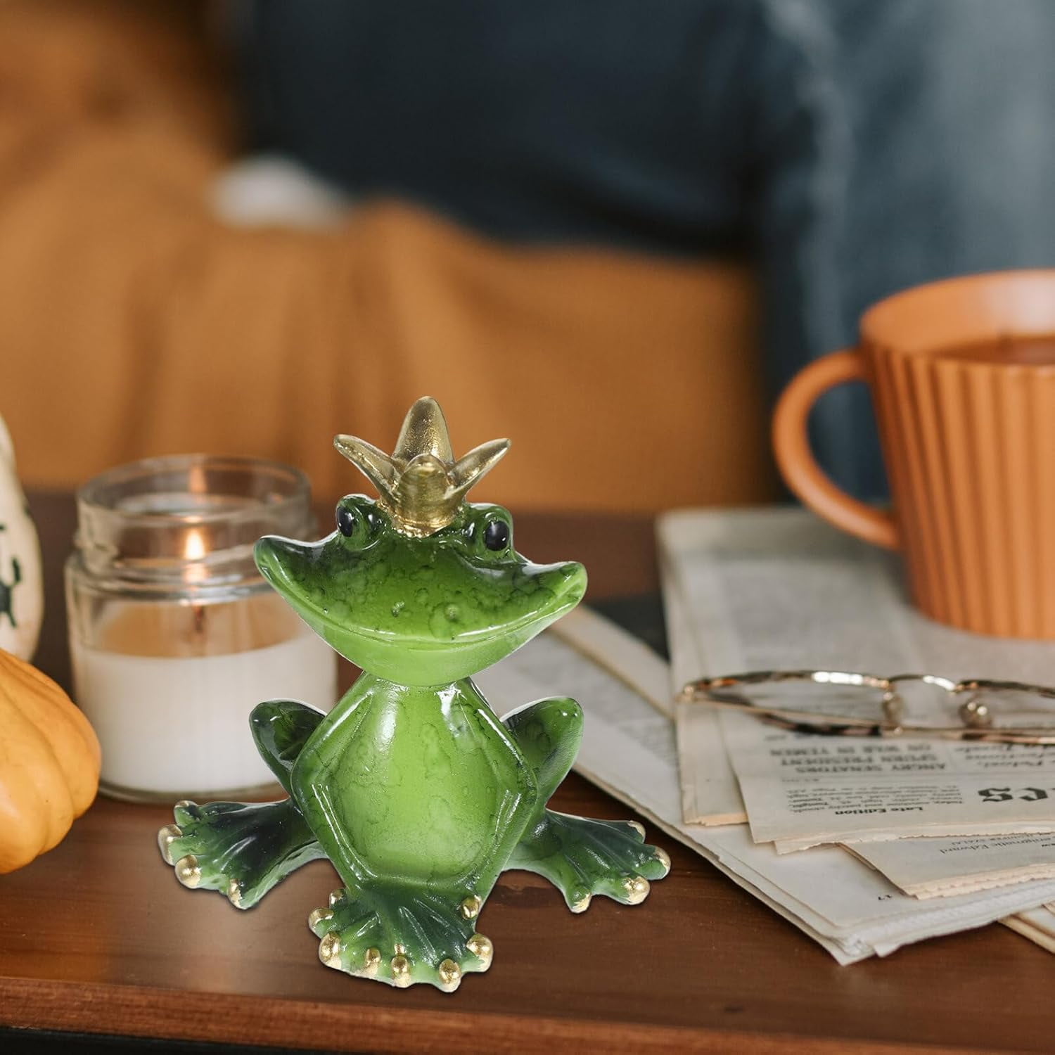 Creative Frog Figurine With Crown Resin Decorative Figurine Frog Crown ...