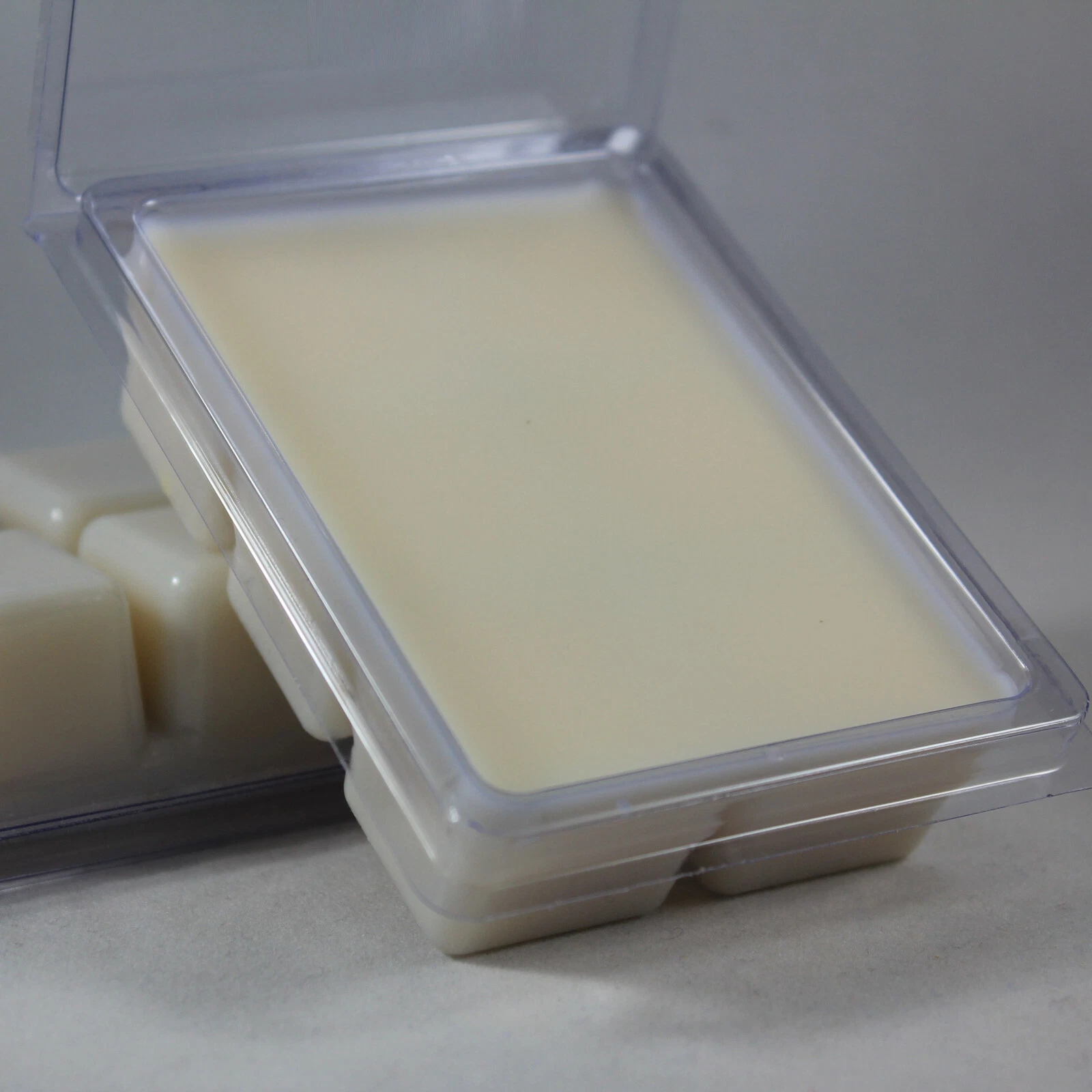 Creme Brulee. Sweet Rich Scent. Soybean Blend Wax Melt. Twisted Oaks ...