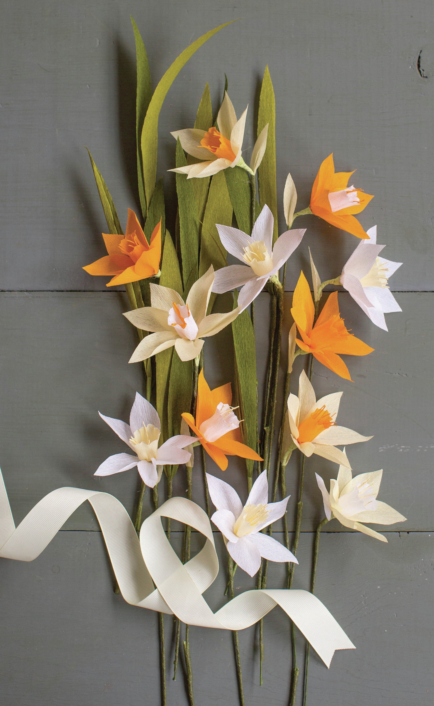 Crepe Paper Flower Kit -Daffodil - Walmart.com