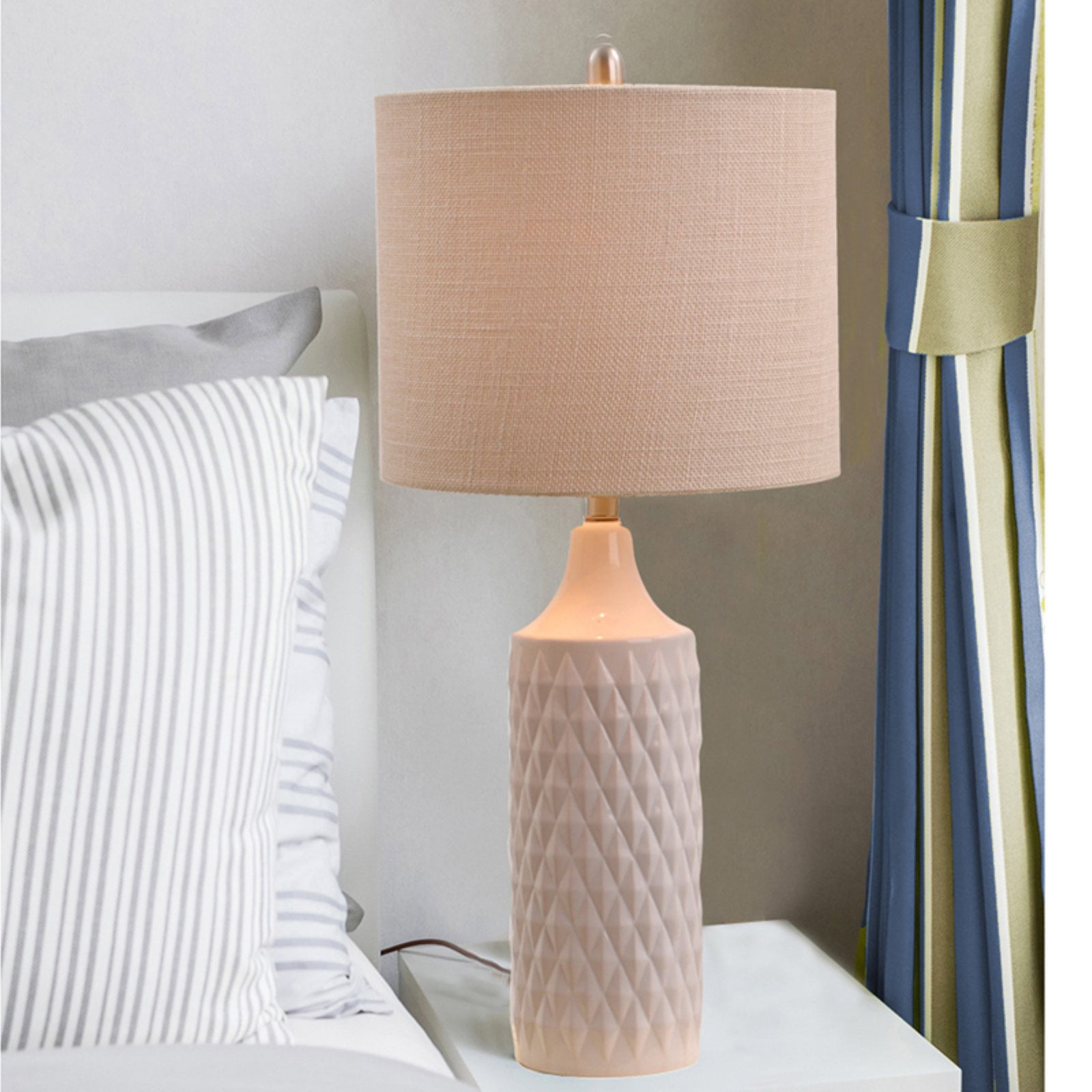 Free Shipping! Cresswell Lighting Quilted Ceramic Table Lamp with Linen ...