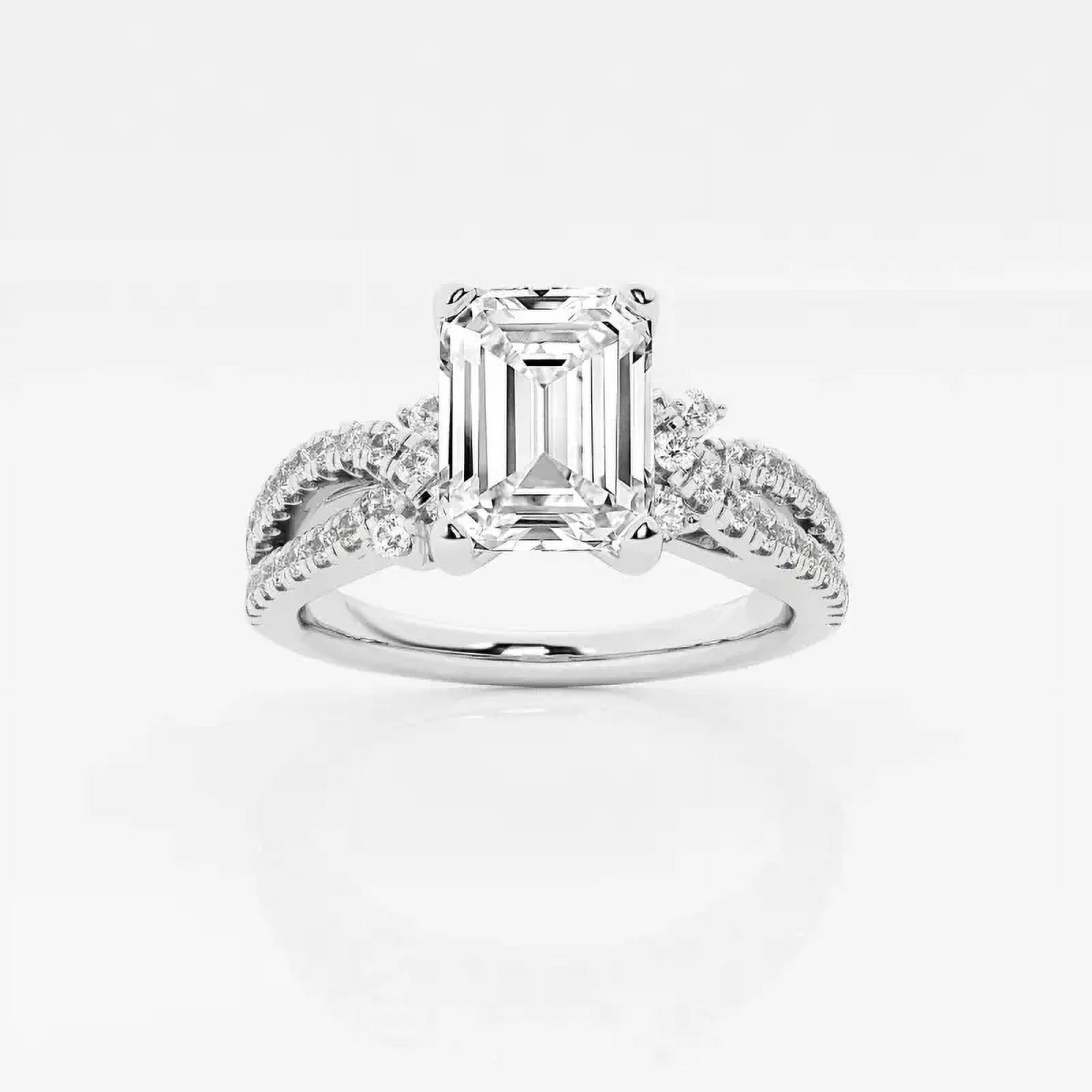 Crestin Jewelry Exquisite 2Ct Emerald Cut Moissanite Ring - Rising ...