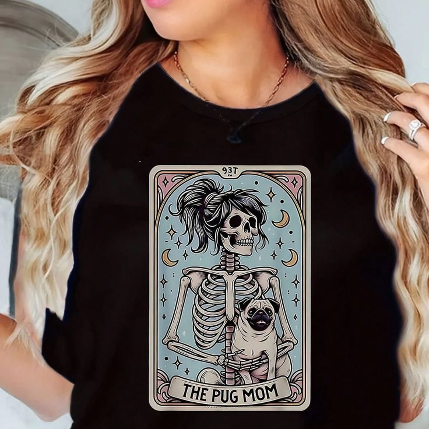 Crew Neck T-S1Hirt With Skeleton Holding Pug The Pug Mom Print For ...