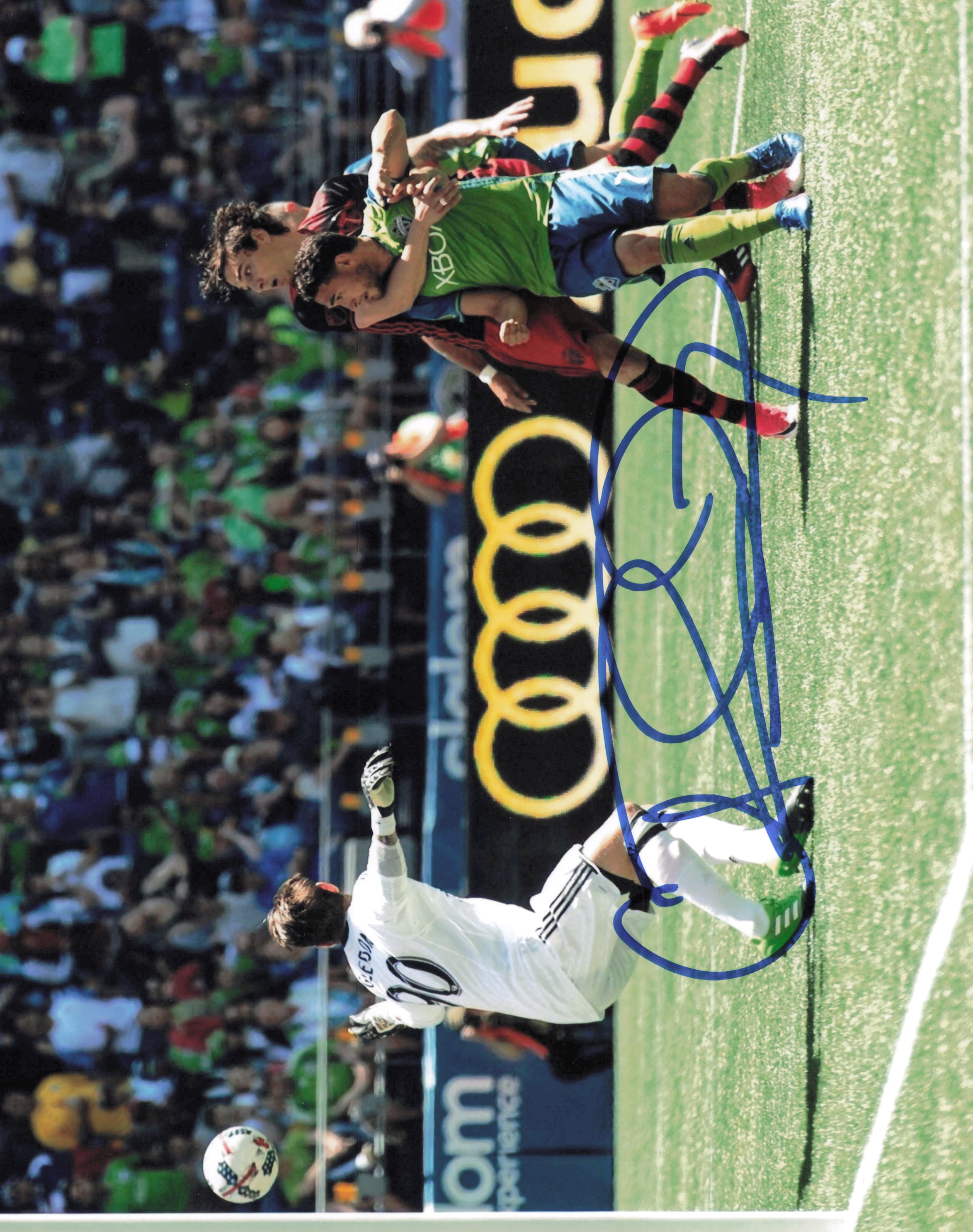 Cristian Roldan Autographed 8x10 Photo Seattle Sounders SKU #244433 ...
