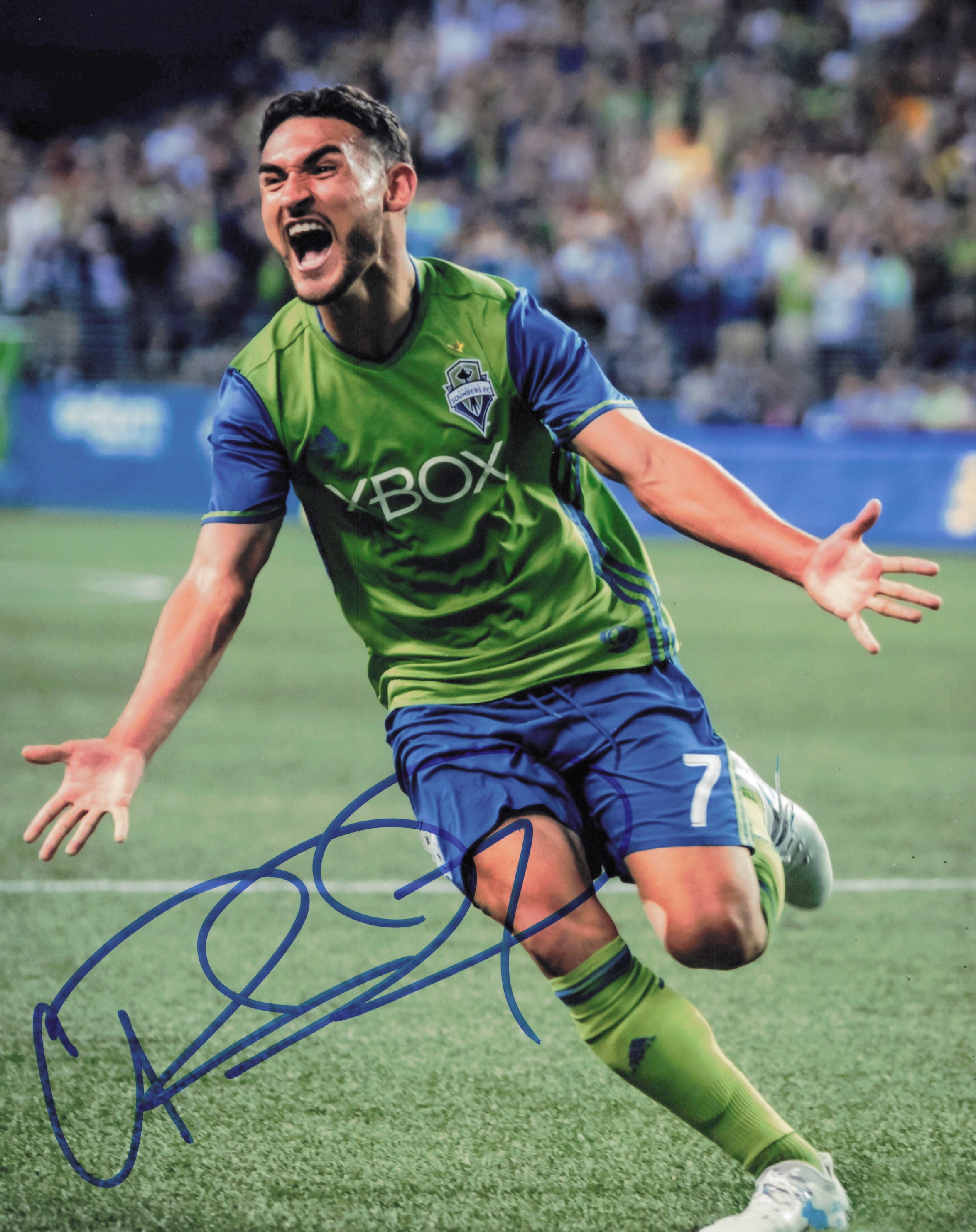 Cristian Roldan Autographed 8x10 Photo Seattle Sounders SKU #244434 ...