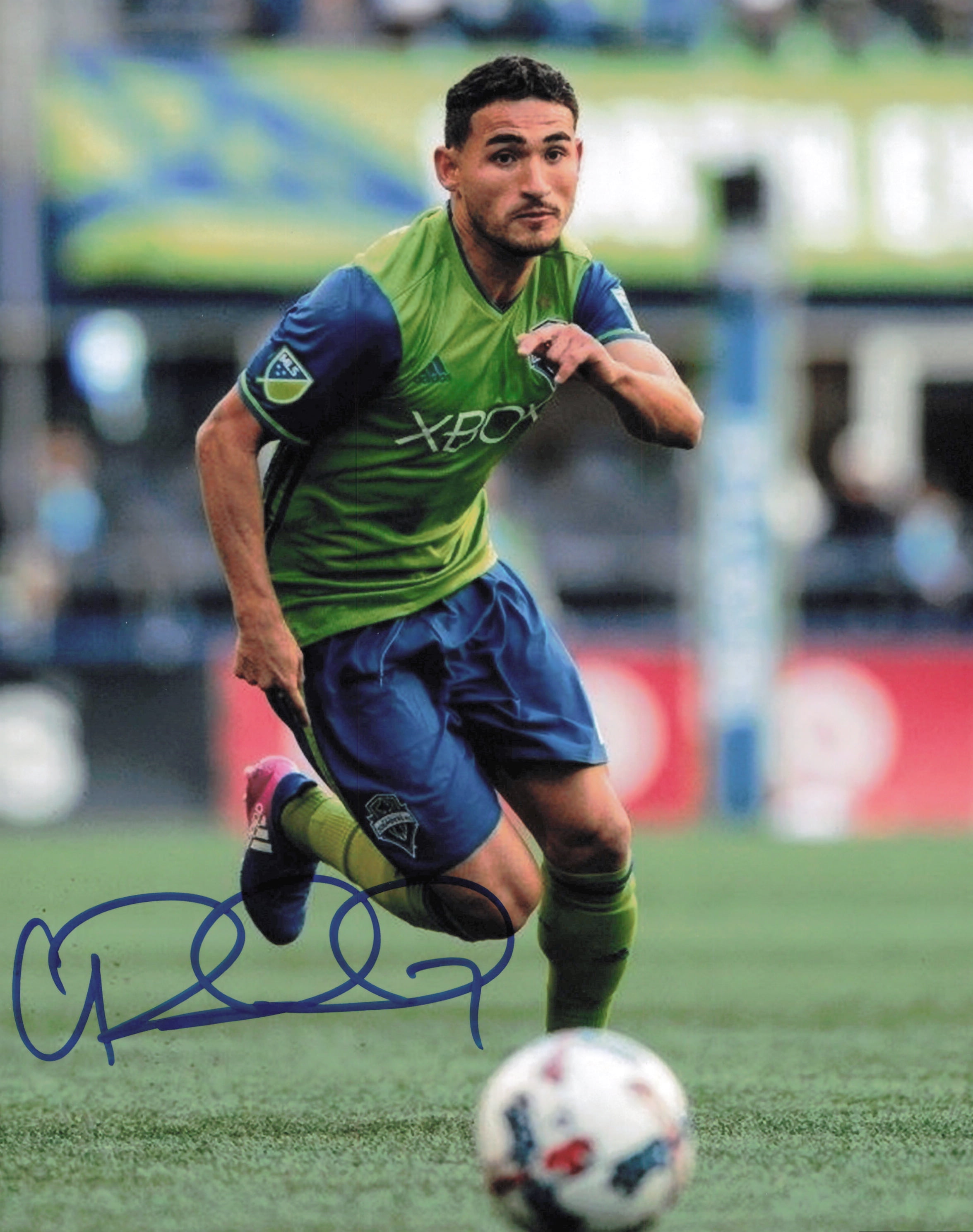 Cristian Roldan Autographed 8x10 Photo Seattle Sounders SKU #244446 ...