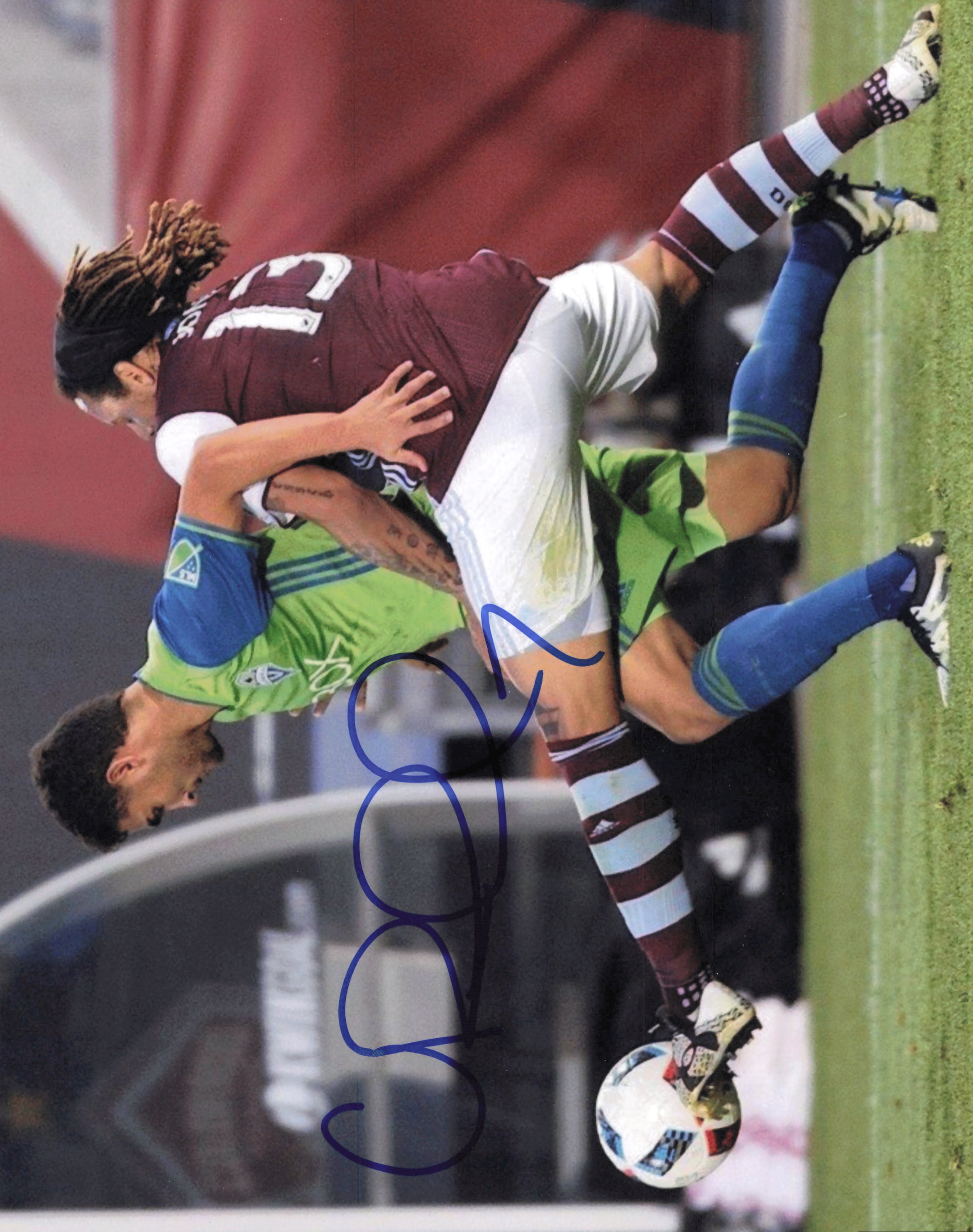 Cristian Roldan Autographed 8x10 Photo Seattle Sounders SKU #244478 ...
