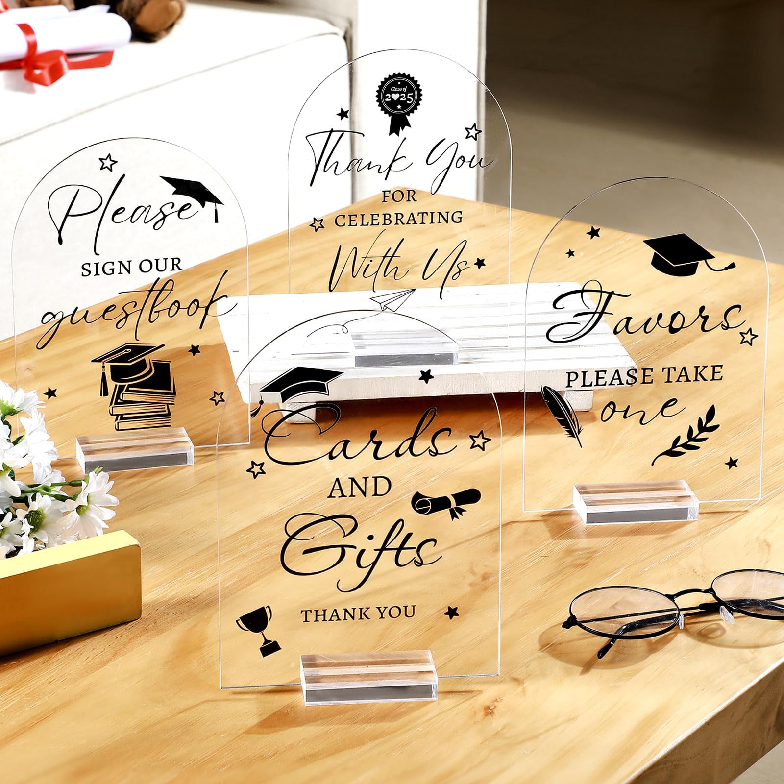 CroBlissful 4 Pcs Graduation Party Welcome Sign with Stand Thank You ...