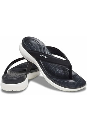 crocs-flip-flops